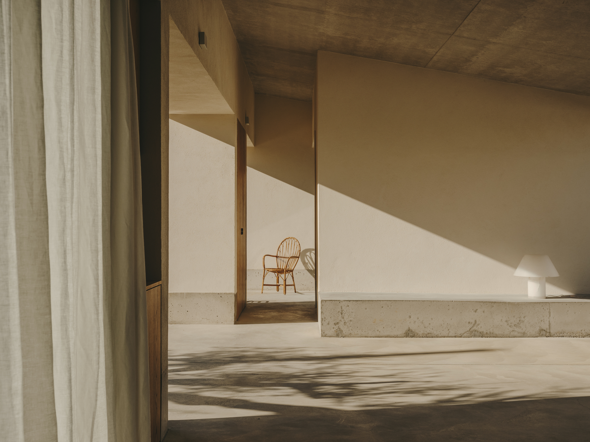 Gallery of TD House / Skye Maunsell Studio + Jordi Veciana + Juan Gurrea Rumeu - 31