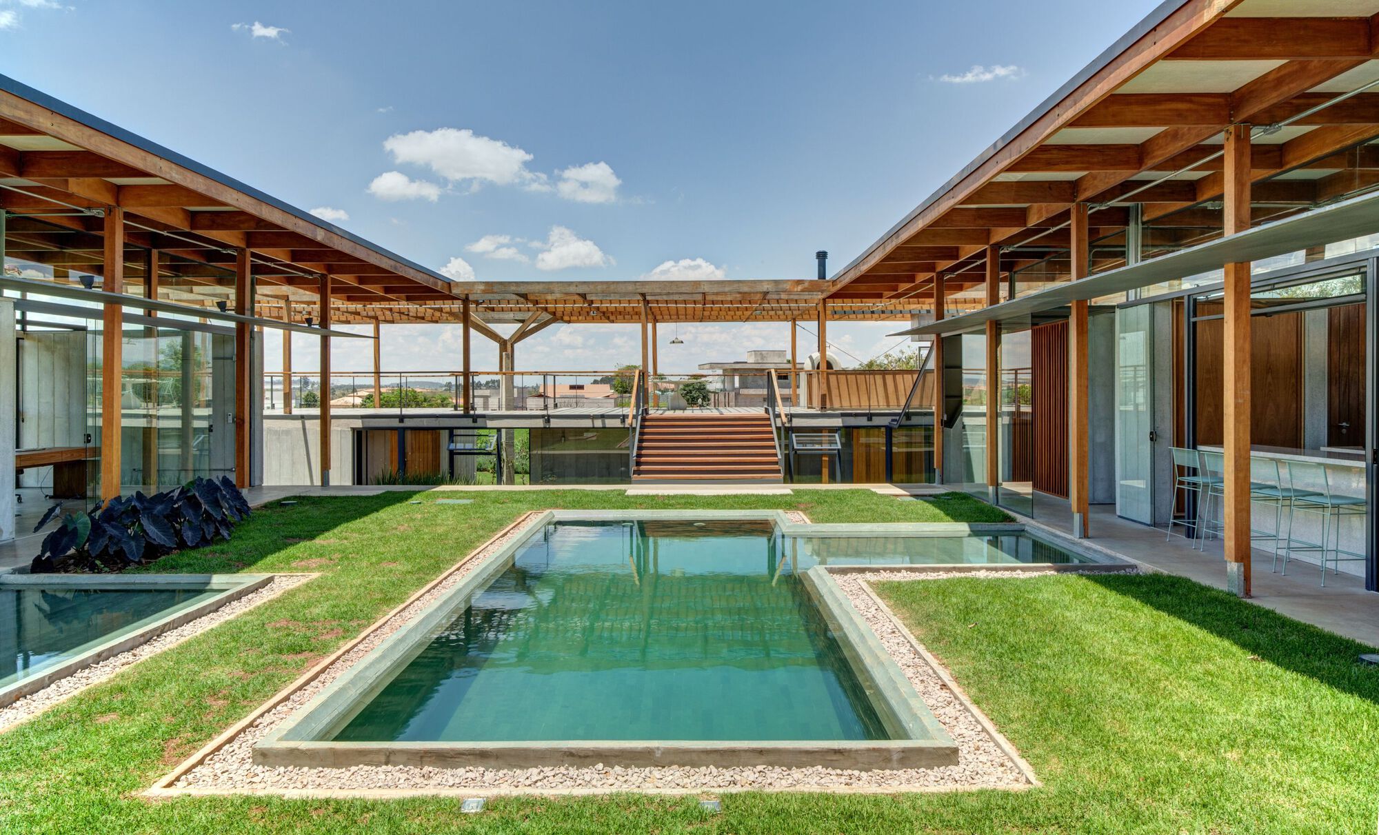 Gallery of Serra Azul House / Apiacás Arquitetos - 10