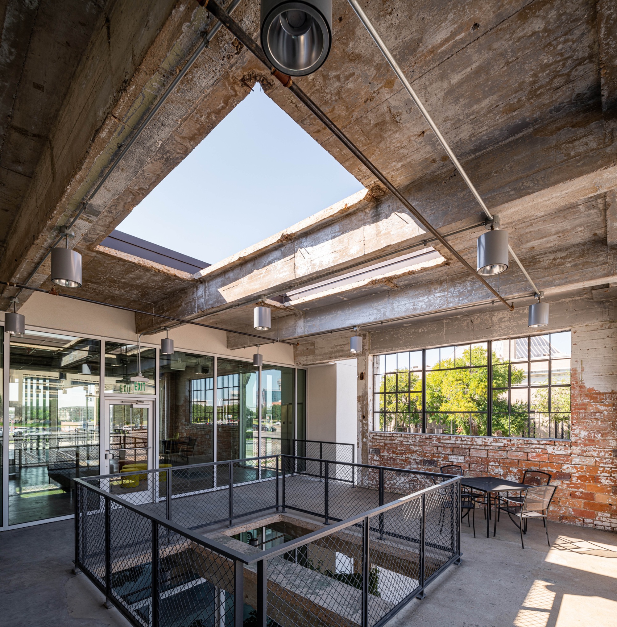 Gallery of All Saints Dallas / Cunningham Architects - 8