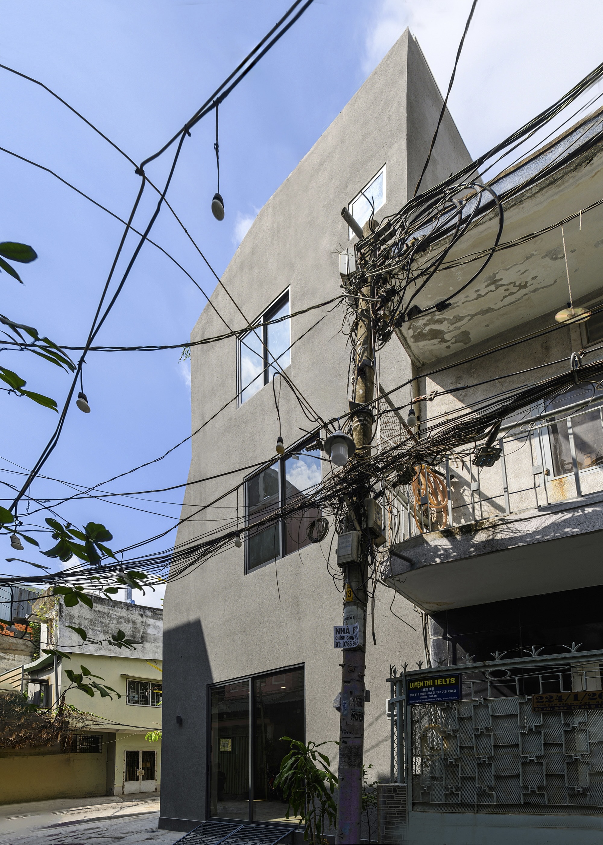 Galería de Edificio Cornerstone / ROOM+ Design & Build - 7