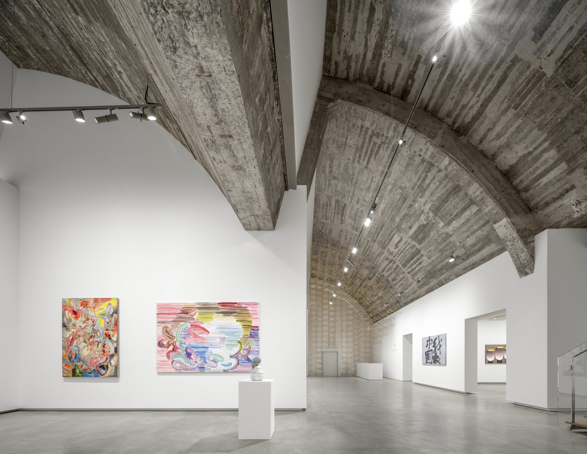 Gallery of Whitestone Gallery Beijing 798 / Kengo Kuma & Associates - 3