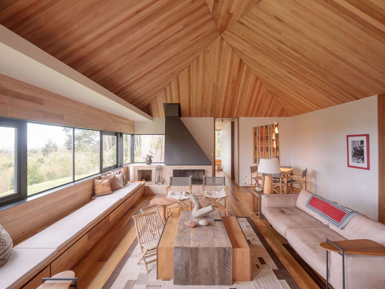 Galería de Interiores de madera: 10 cabañas que aportan calidez en México, Brasil, Chile y más - 9