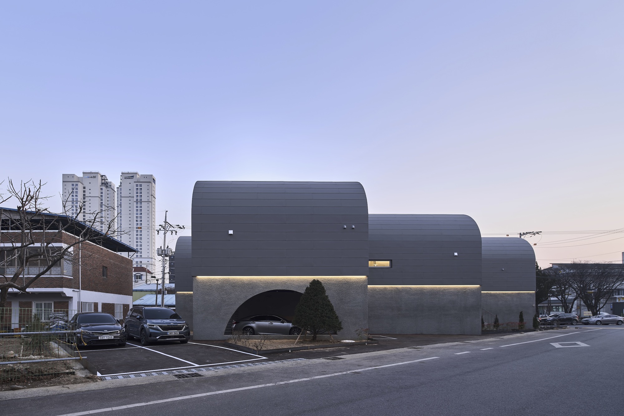 Gallery of Round Roofs Residence / Todot Architects and Partners - 15