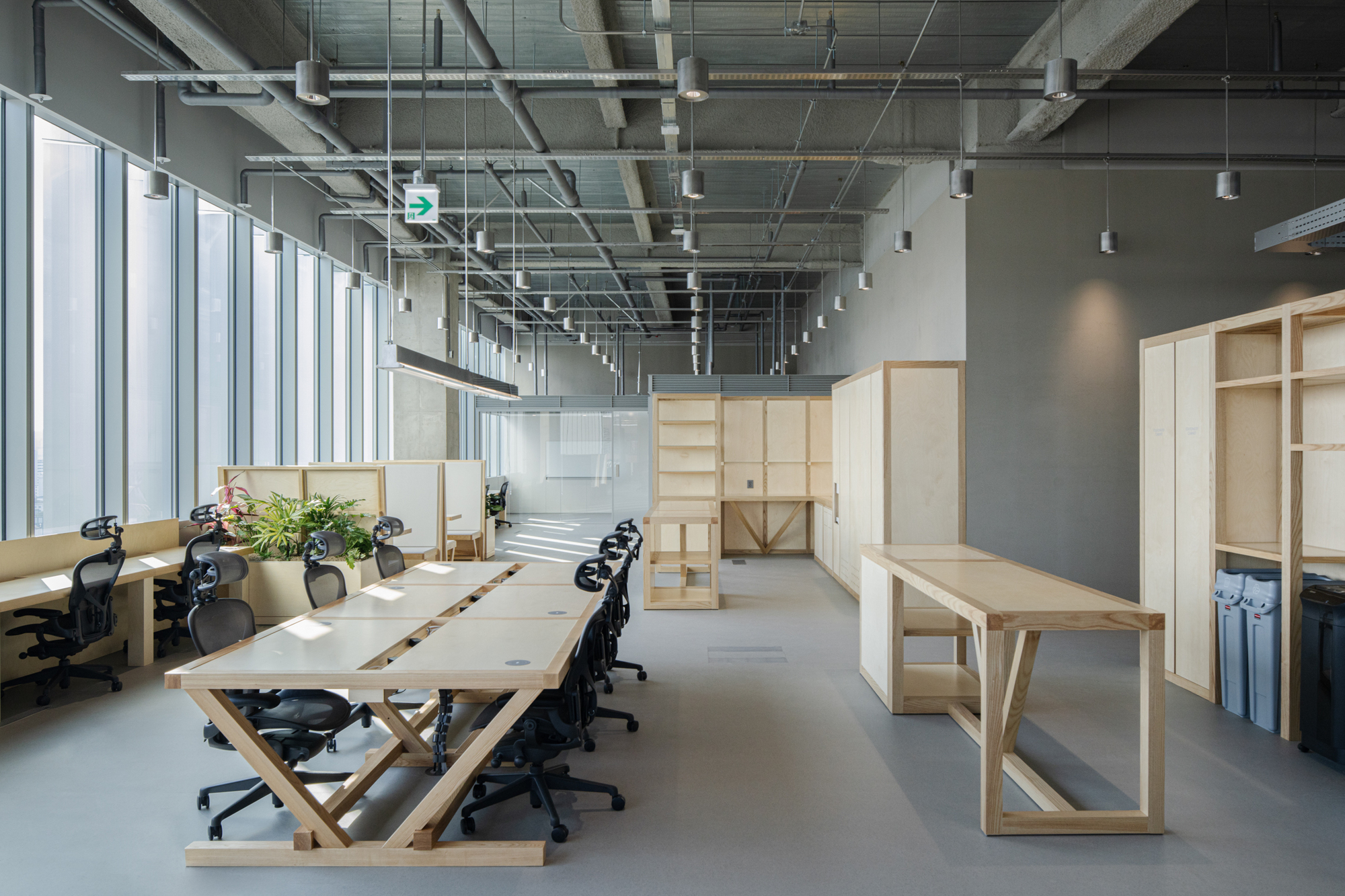 Gallery of Genesis Headquarters Office / COM - 8