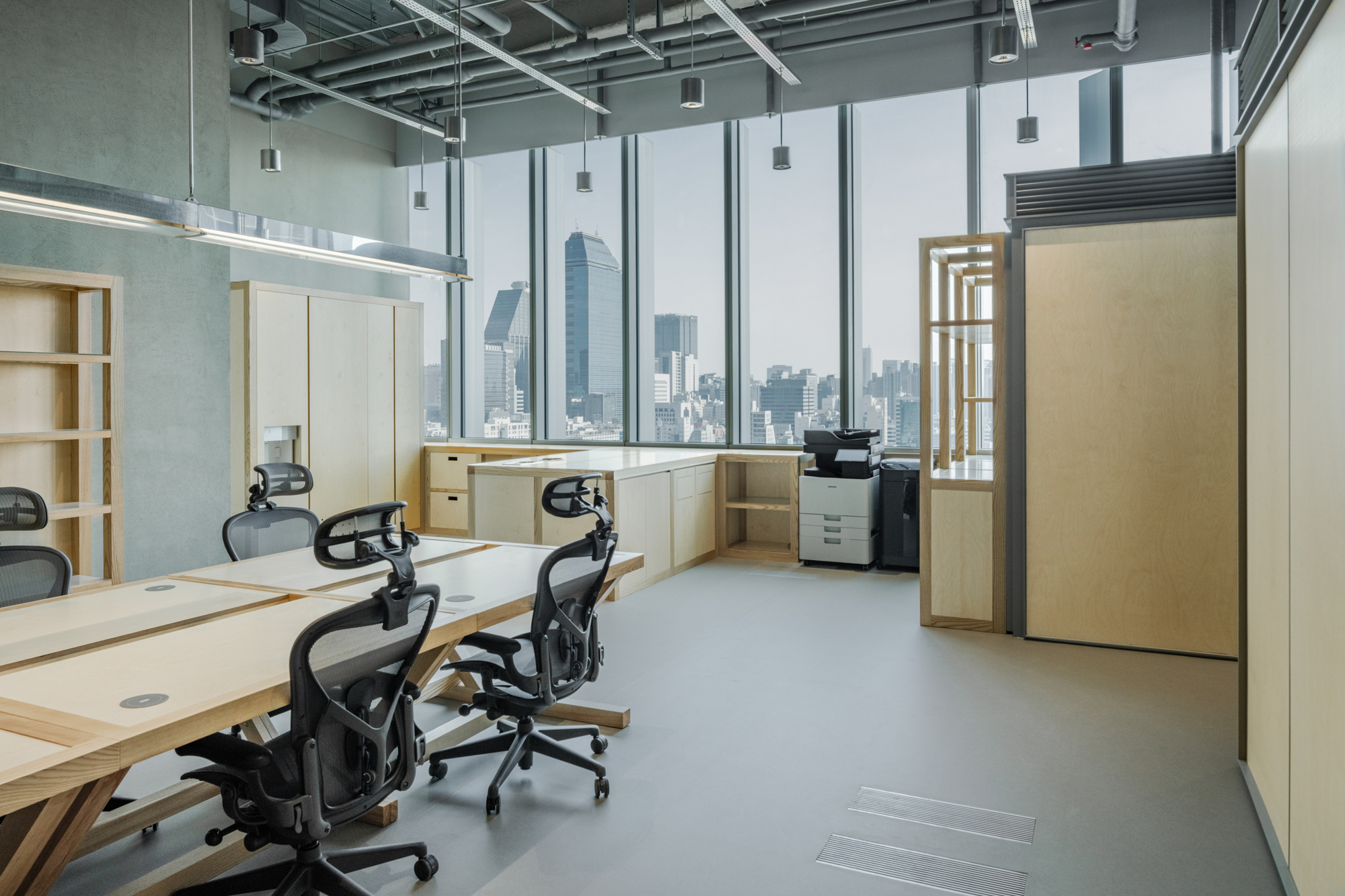 Gallery of Genesis Headquarters Office / COM - 7