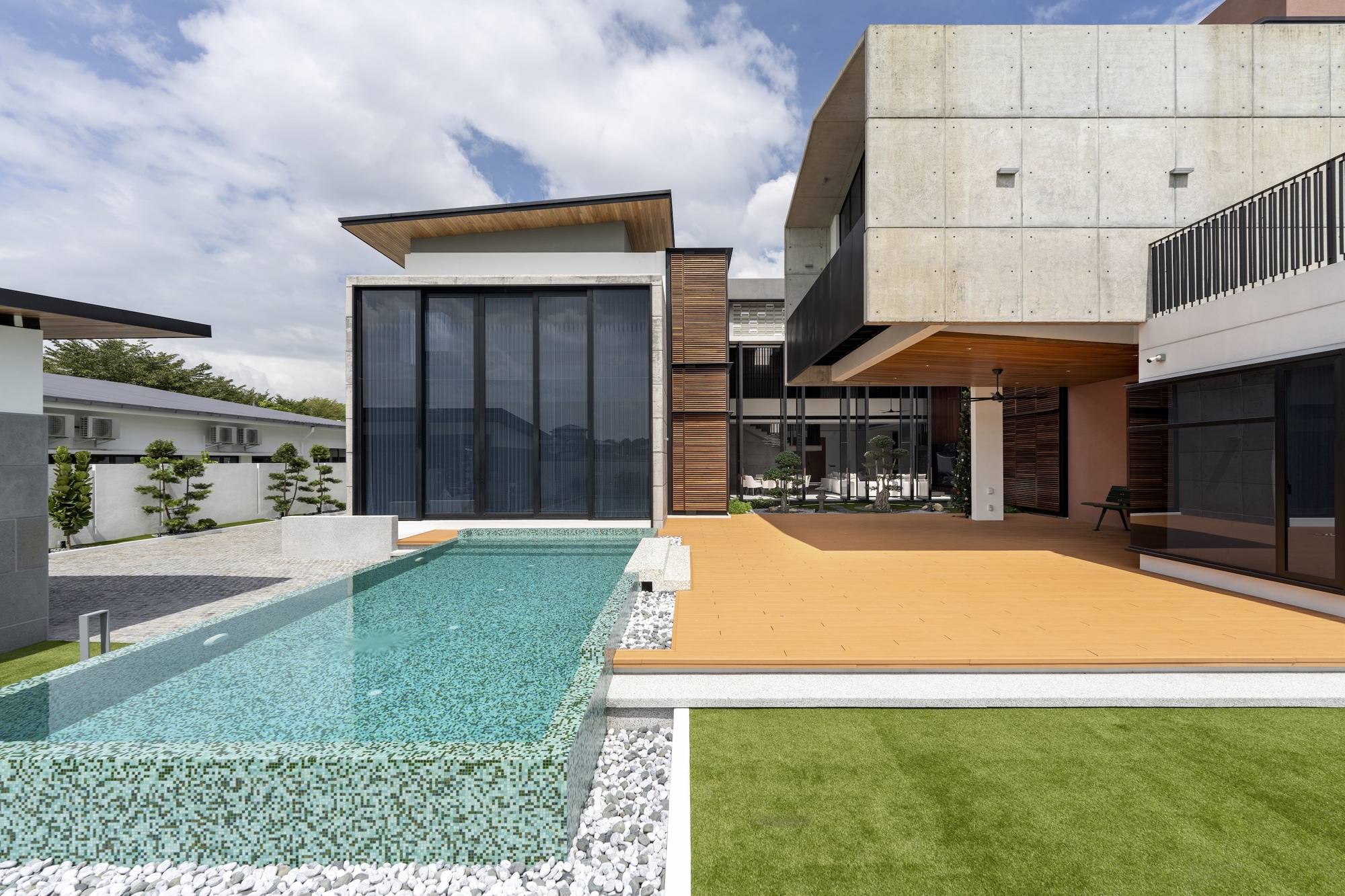 Gallery of 3-Juxta House / Kee Yen Architects - 7