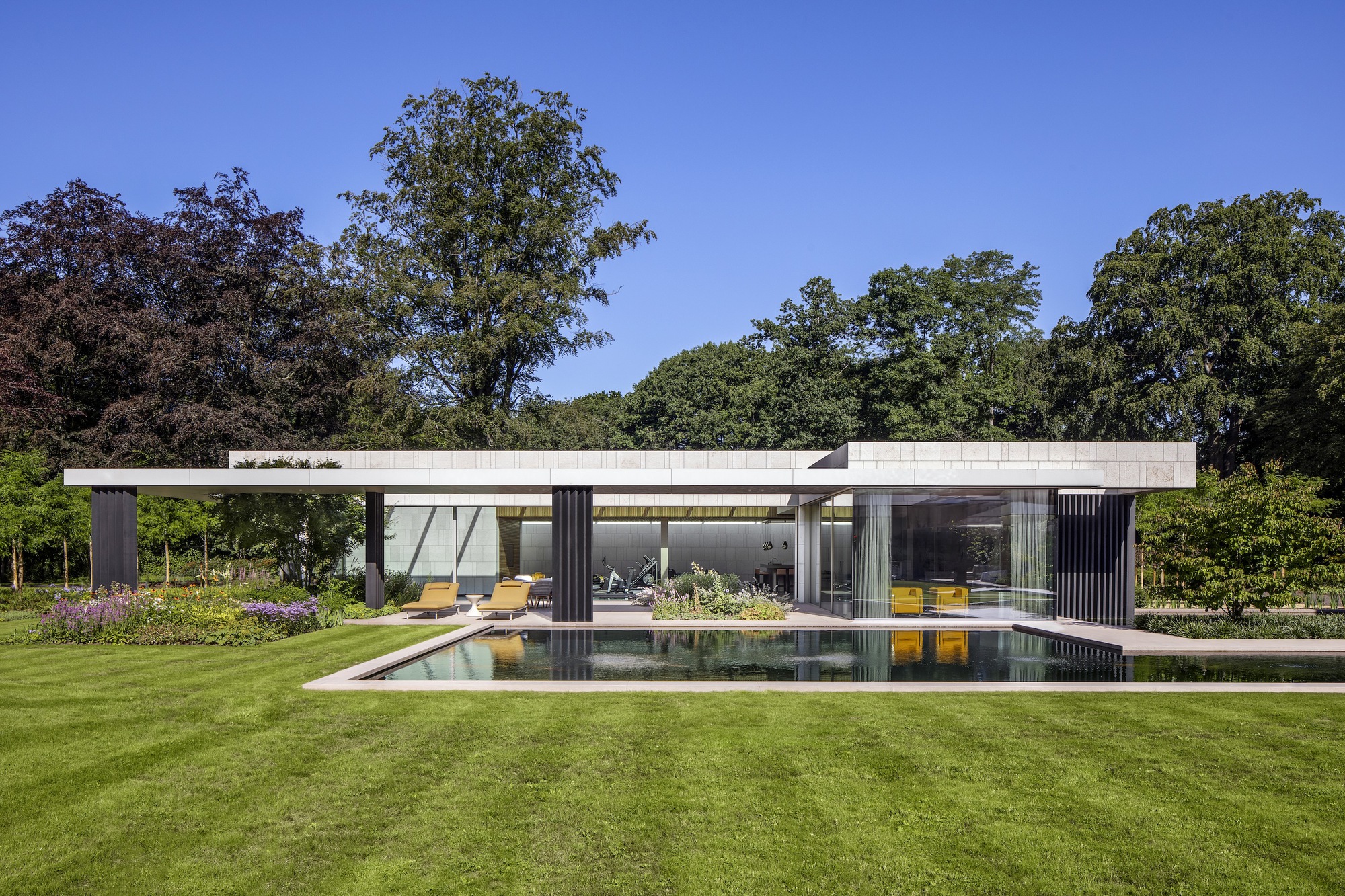 Gallery of Flanders House / SAOTA - 11