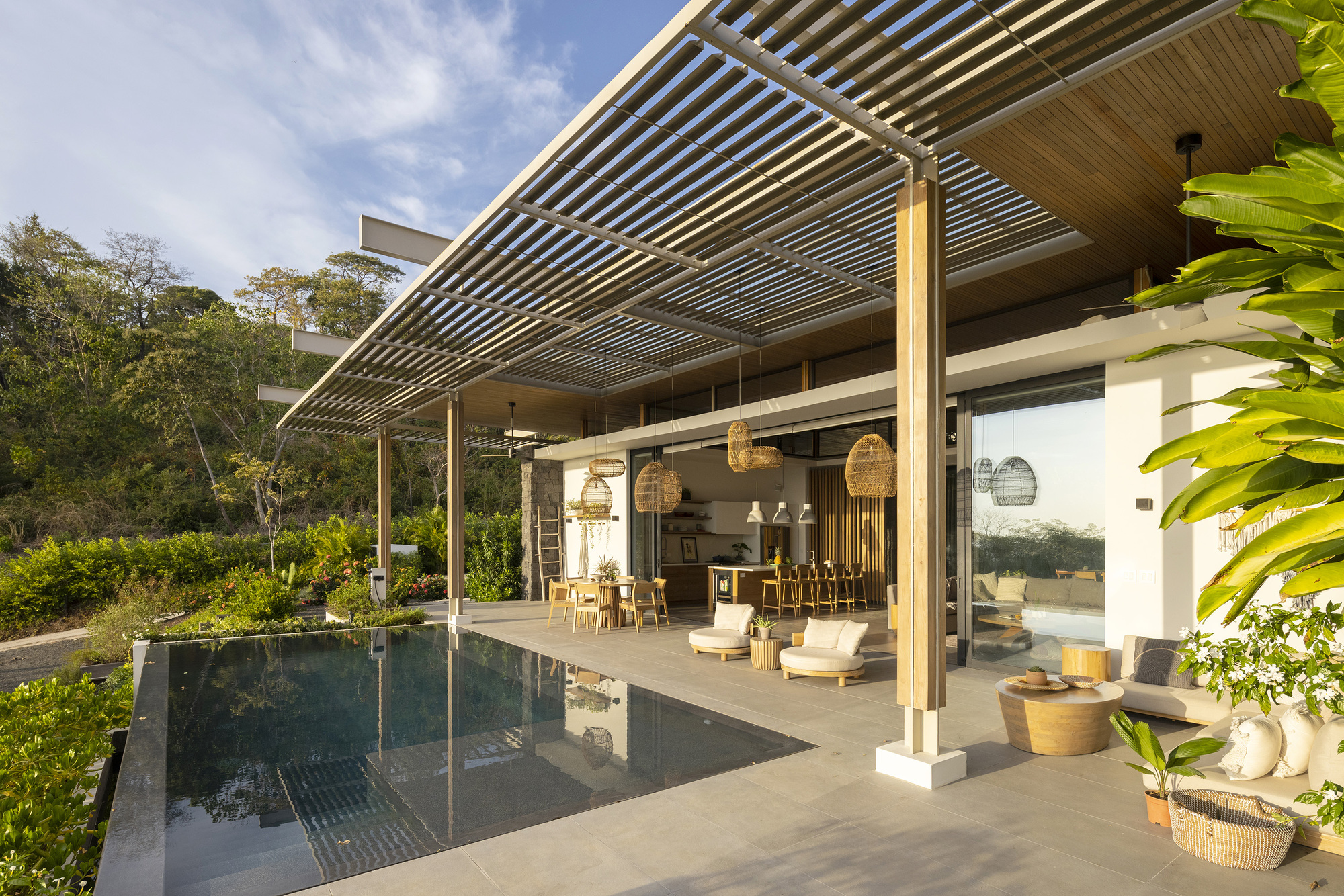 Gallery of Pergola House / Studio Saxe - 15
