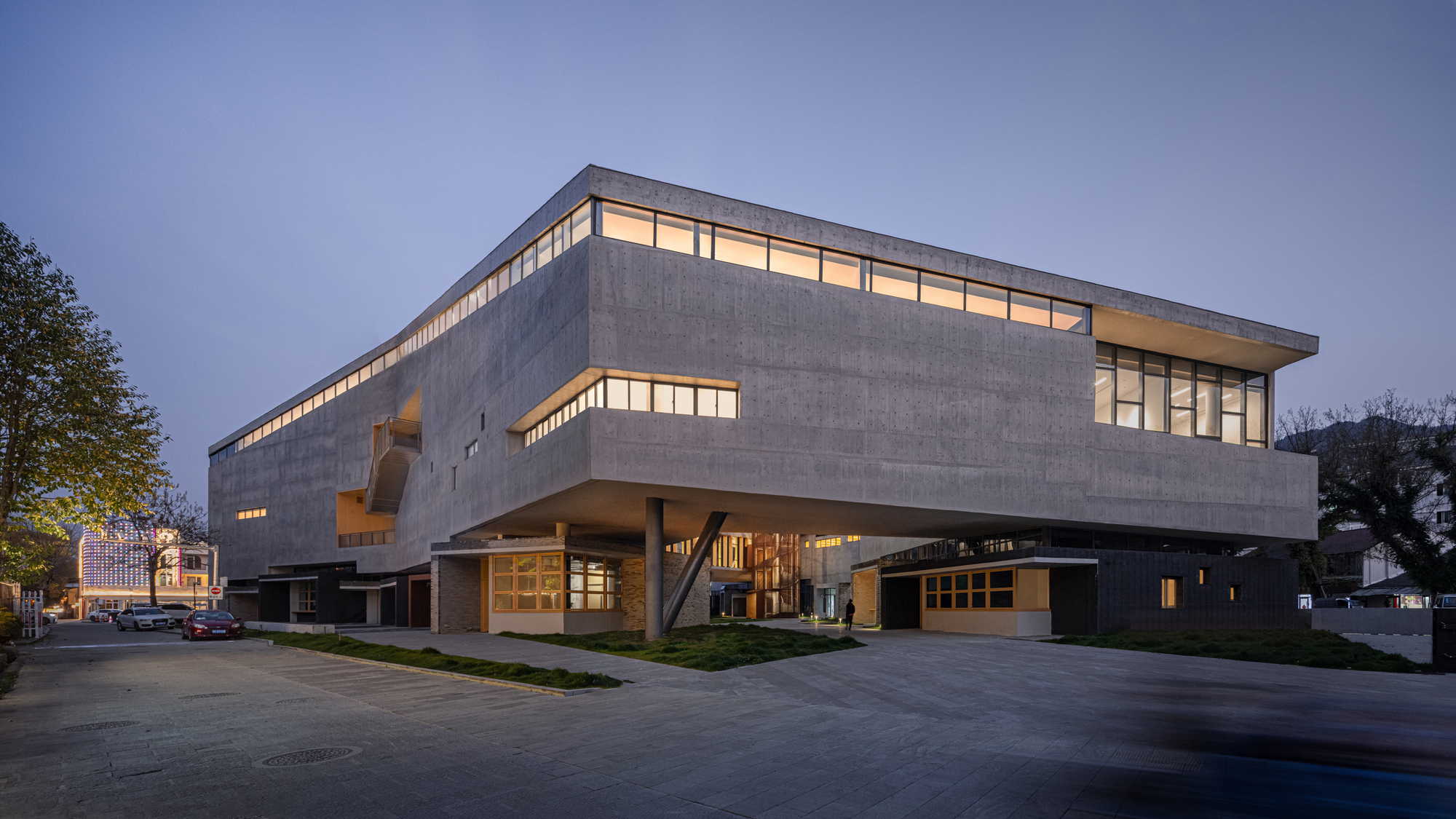 Galeria de Centro de arte Zhejiang Lishui Guyanhuaxiang / line+ studio - 27