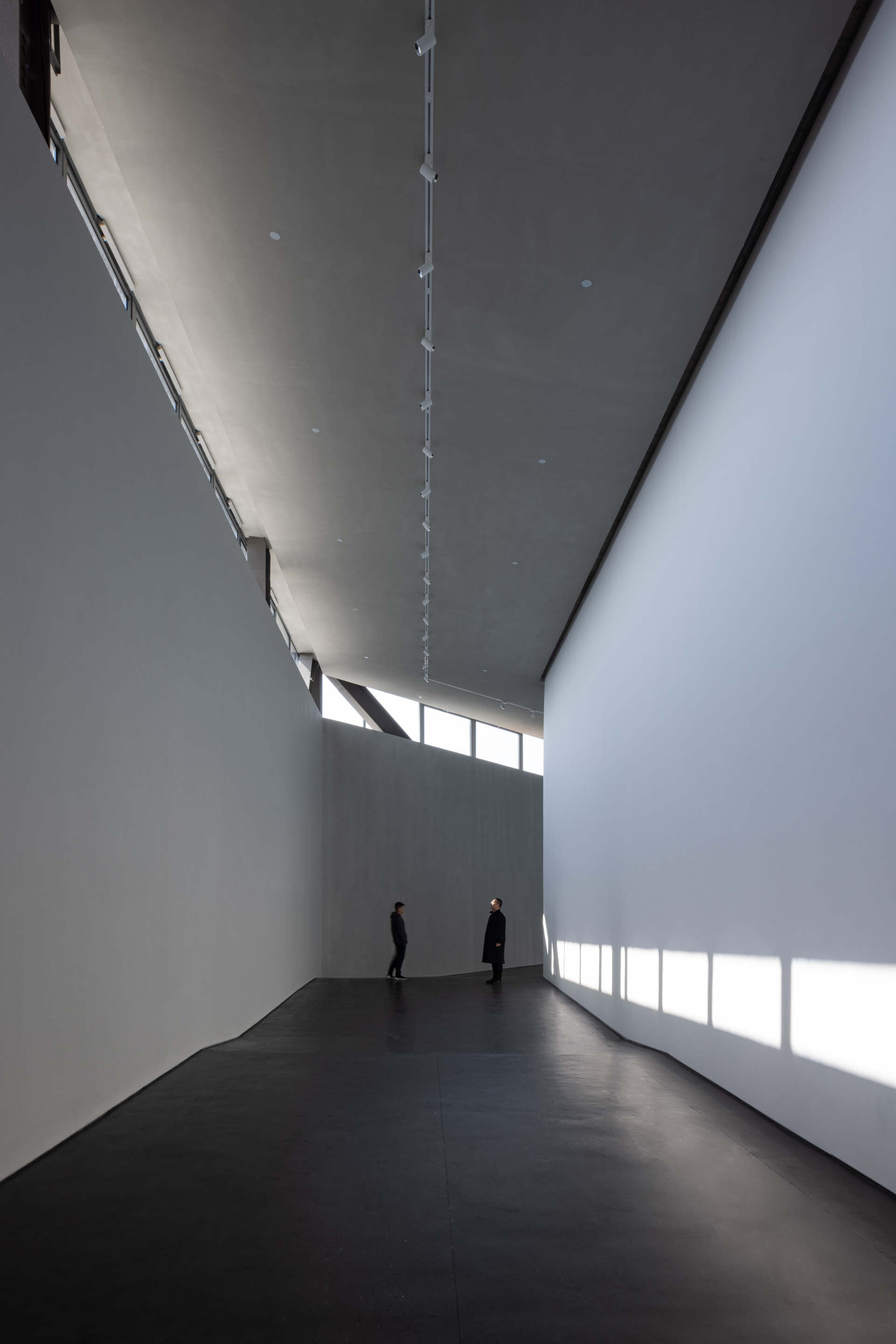 Galeria de Centro de arte Zhejiang Lishui Guyanhuaxiang / line+ studio - 18