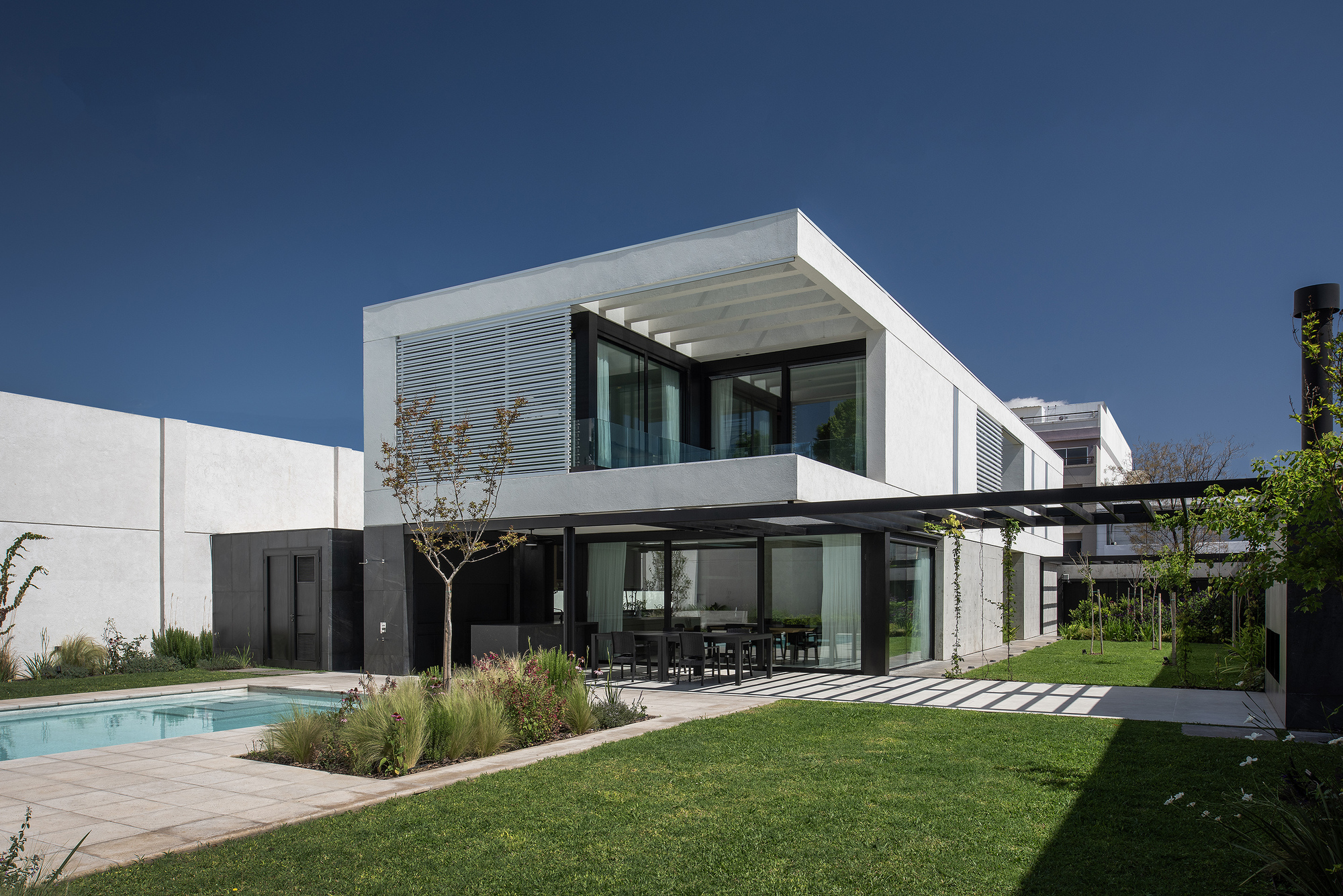 Gallery of SD28 House / Estudio GMARQ - 10