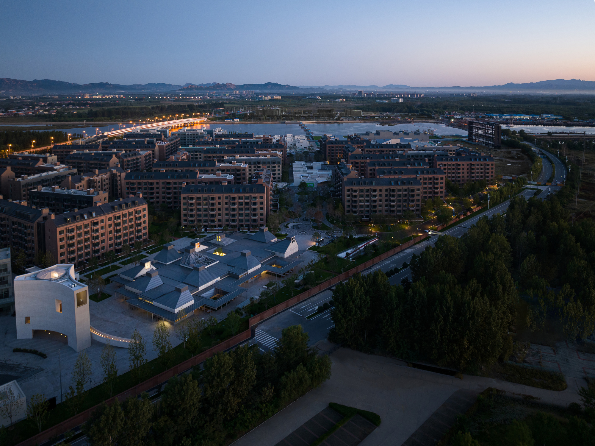 Gallery of Marketplace of North Coast Aranya / Atelier Z+ - 20