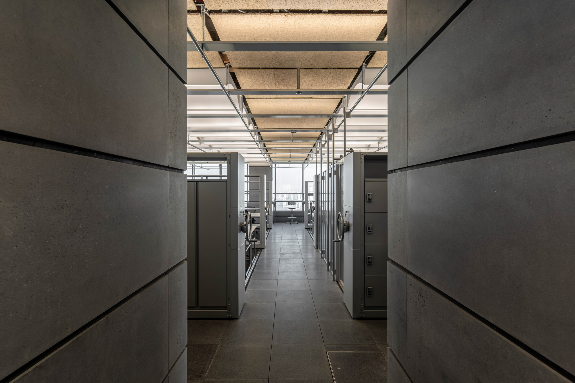 Gallery of HYBE Headquarters Office / COM + FHHH Friends - 28