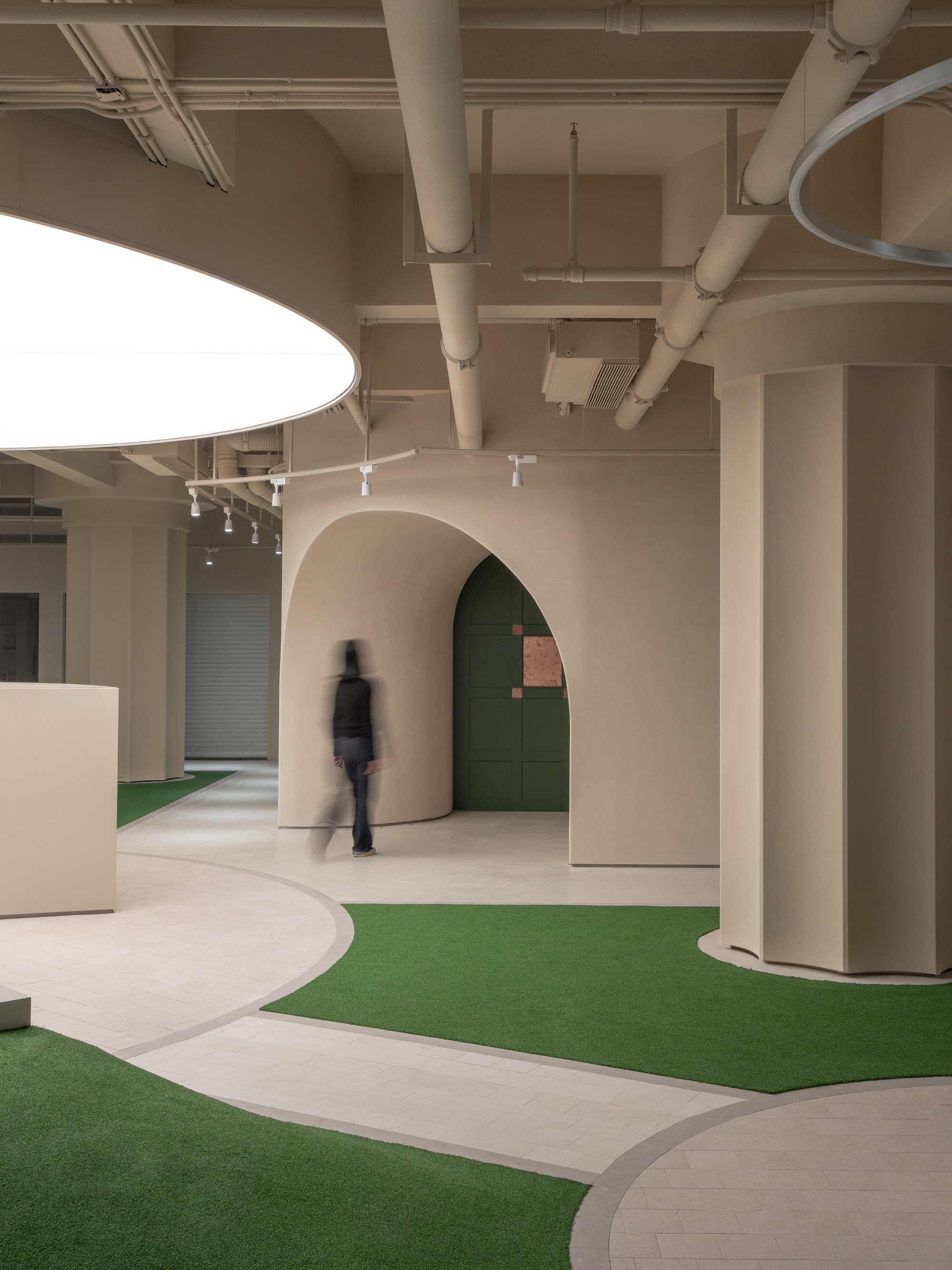 Gallery of Interior Design of Forward Group Headquarter Office / Studio ...