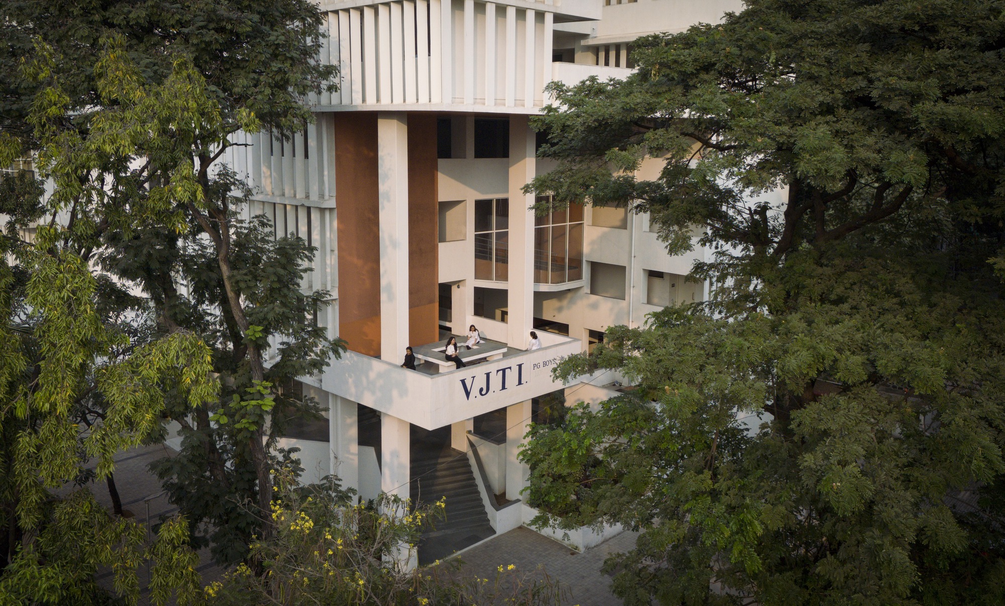 Gallery of Veermata Jijabai Technological Institute Student Housing ...