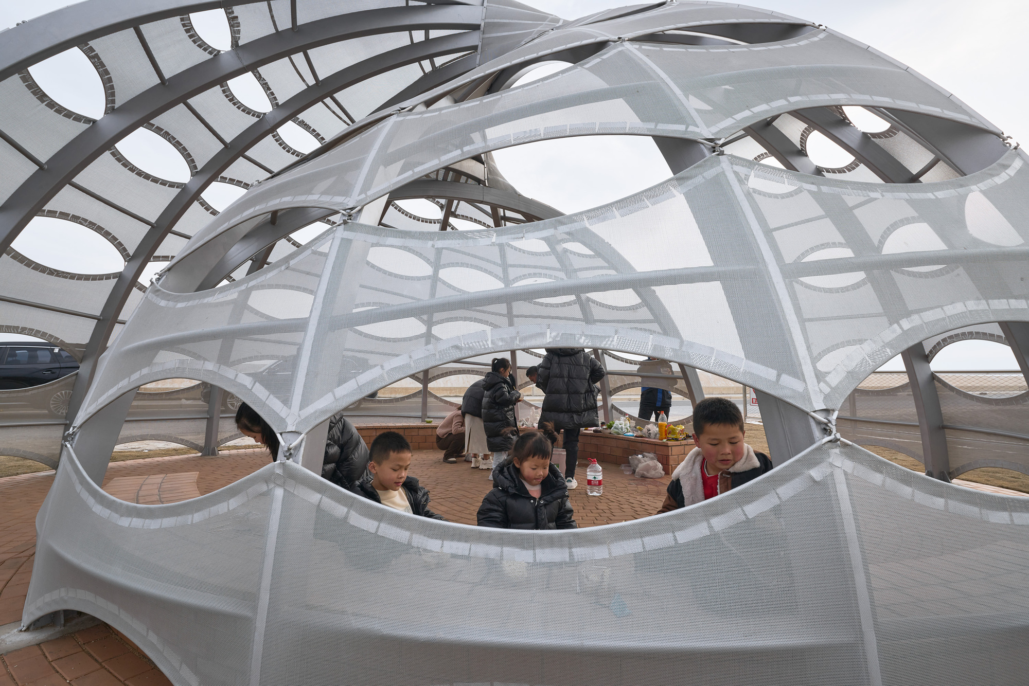 Galeria de Pavilhões Ecológicos à Beira-Mar / HCCH Studio - 22