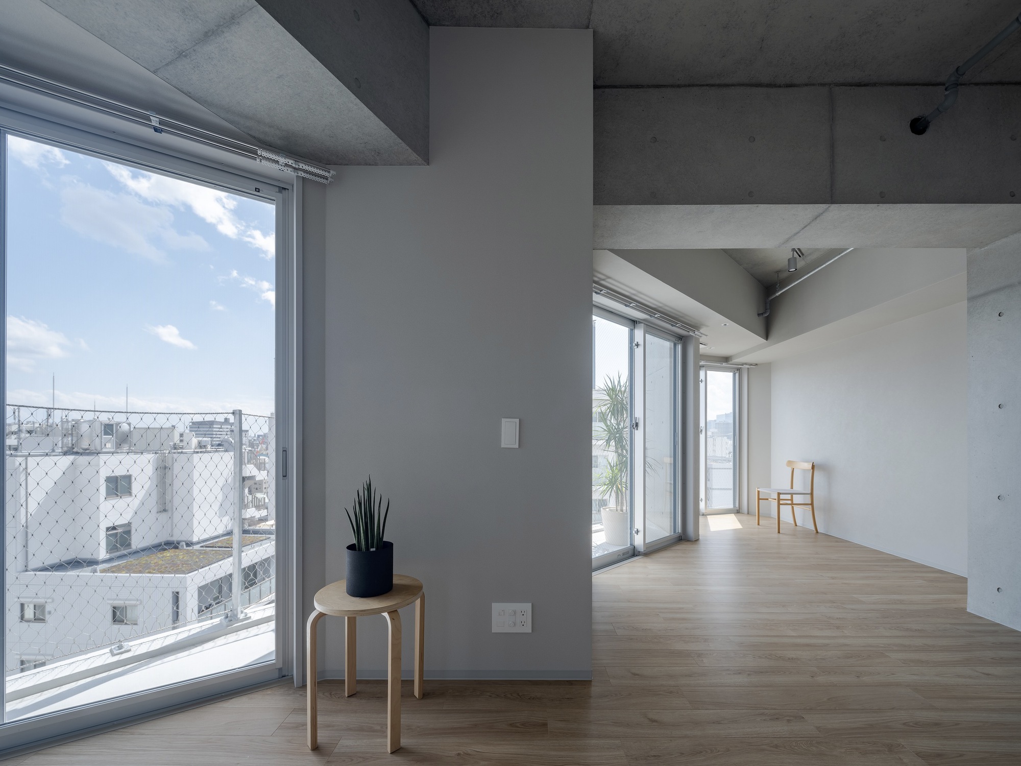 Gallery of TOPAZ Shinokachimachi Residential Building / Yuko Nagayama ...