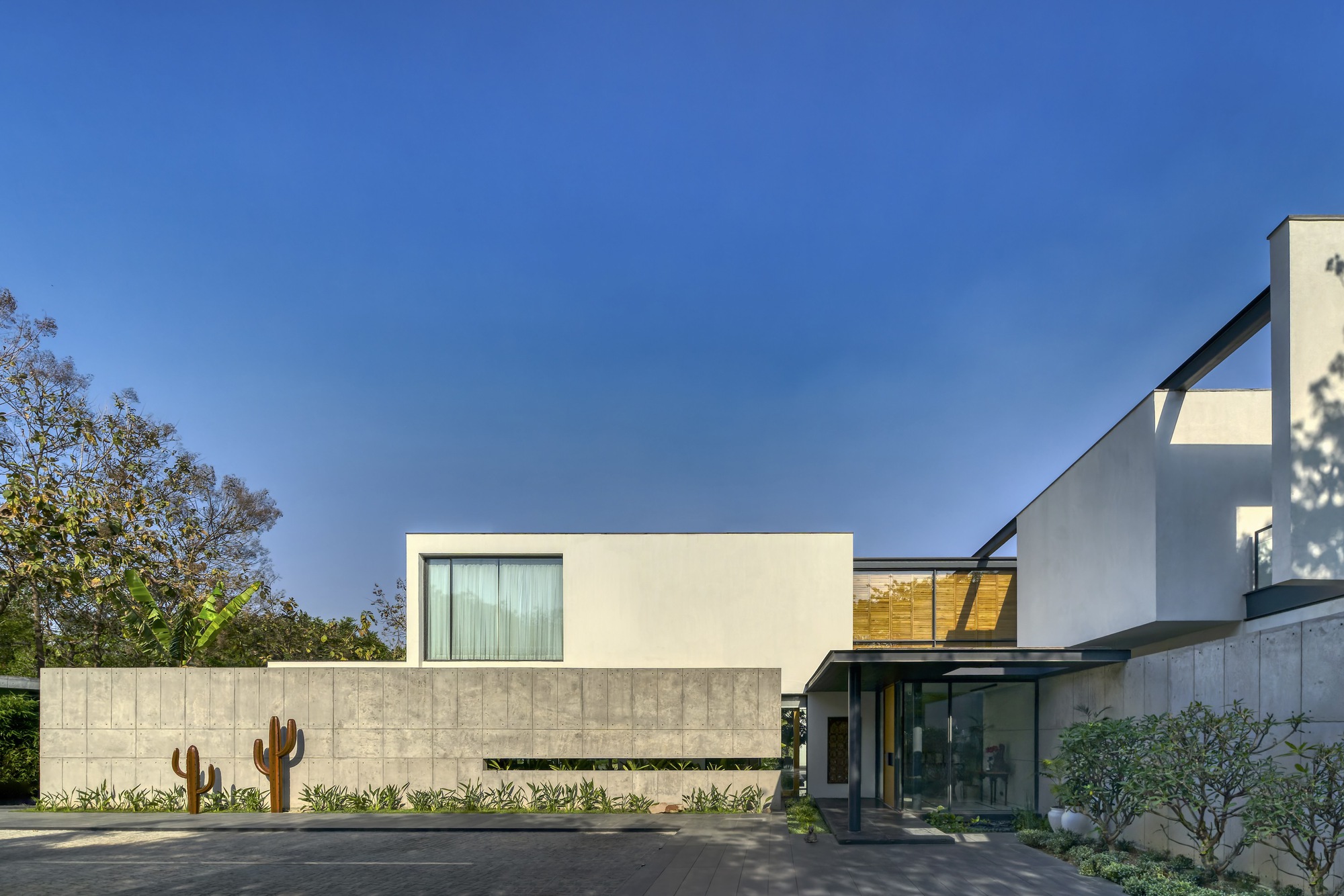 Gallery of Planar House / DADA Partners - 8