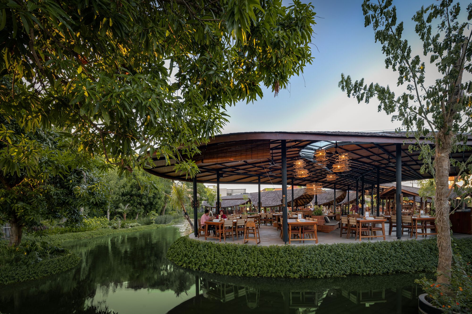 Gallery of Talaga Sampireun Bali Restaurant / K-Thengono Design Studio - 9