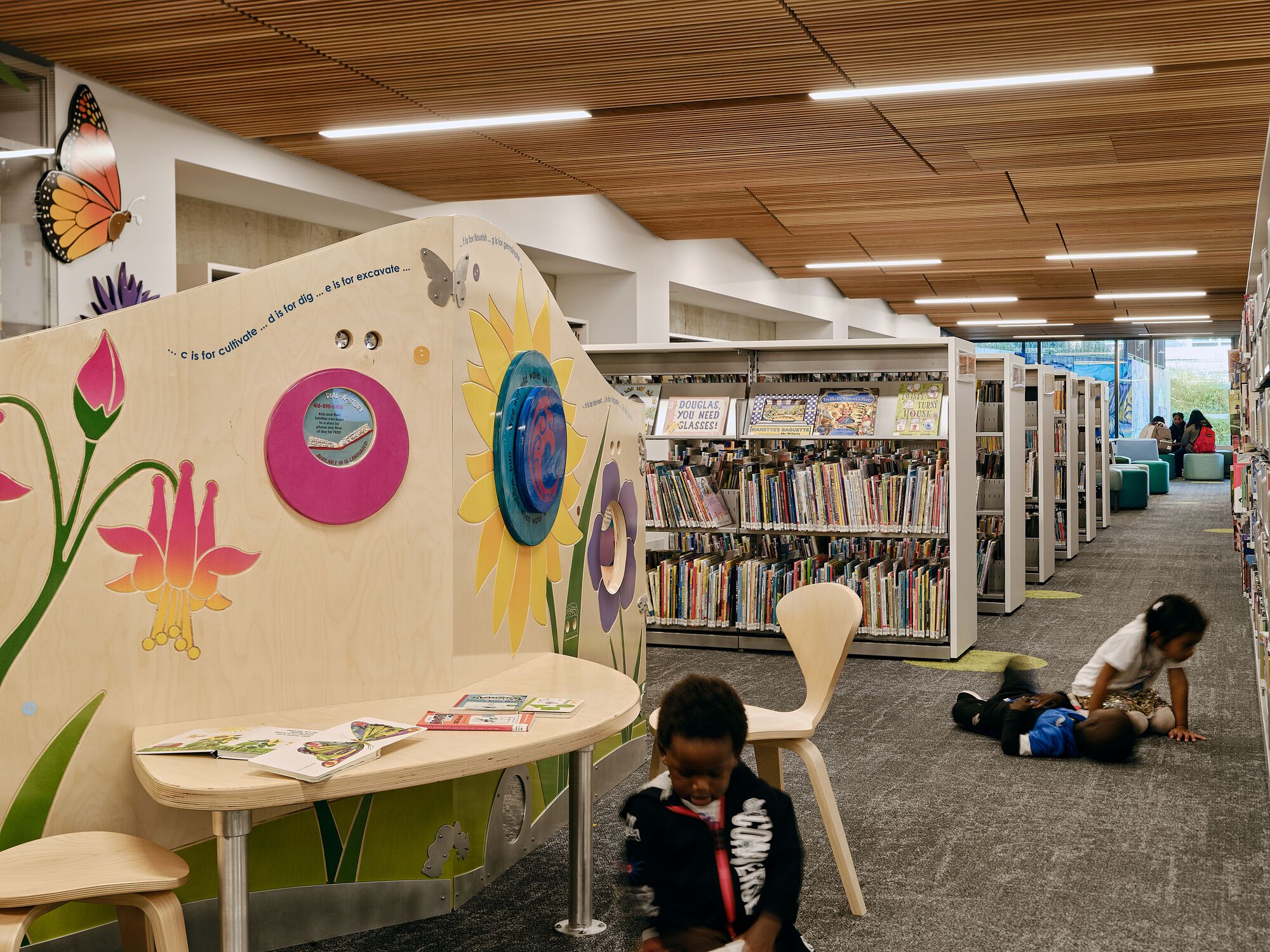 Gallery of Toronto Public Library – Albert Campbell Branch / LGA Architectural Partners - 11