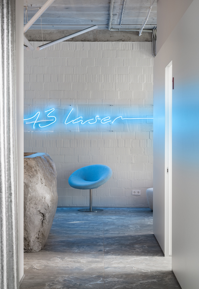 Gallery of 13 Laser Clinic / Temp Project - 13