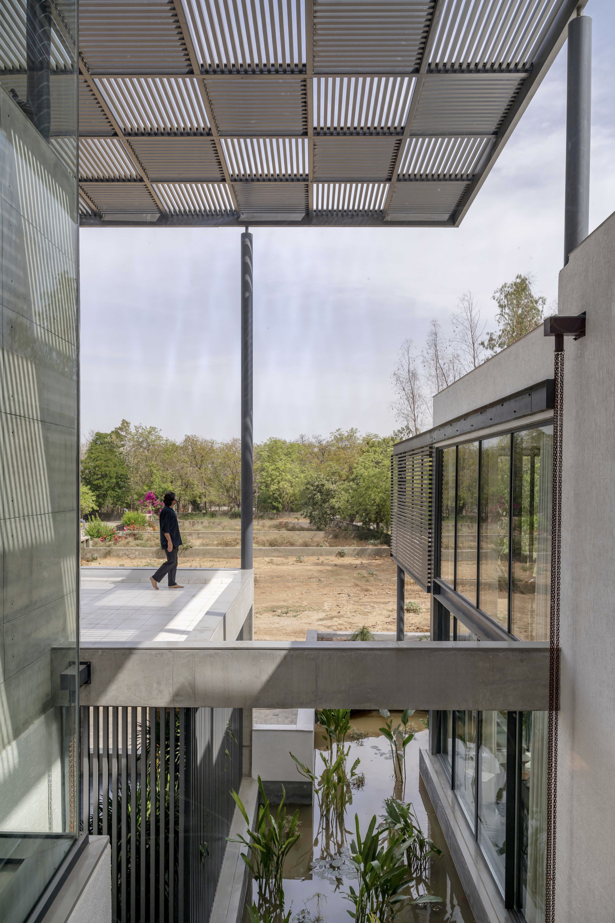 Gallery of Enso Villa / The Grid Architects - 17