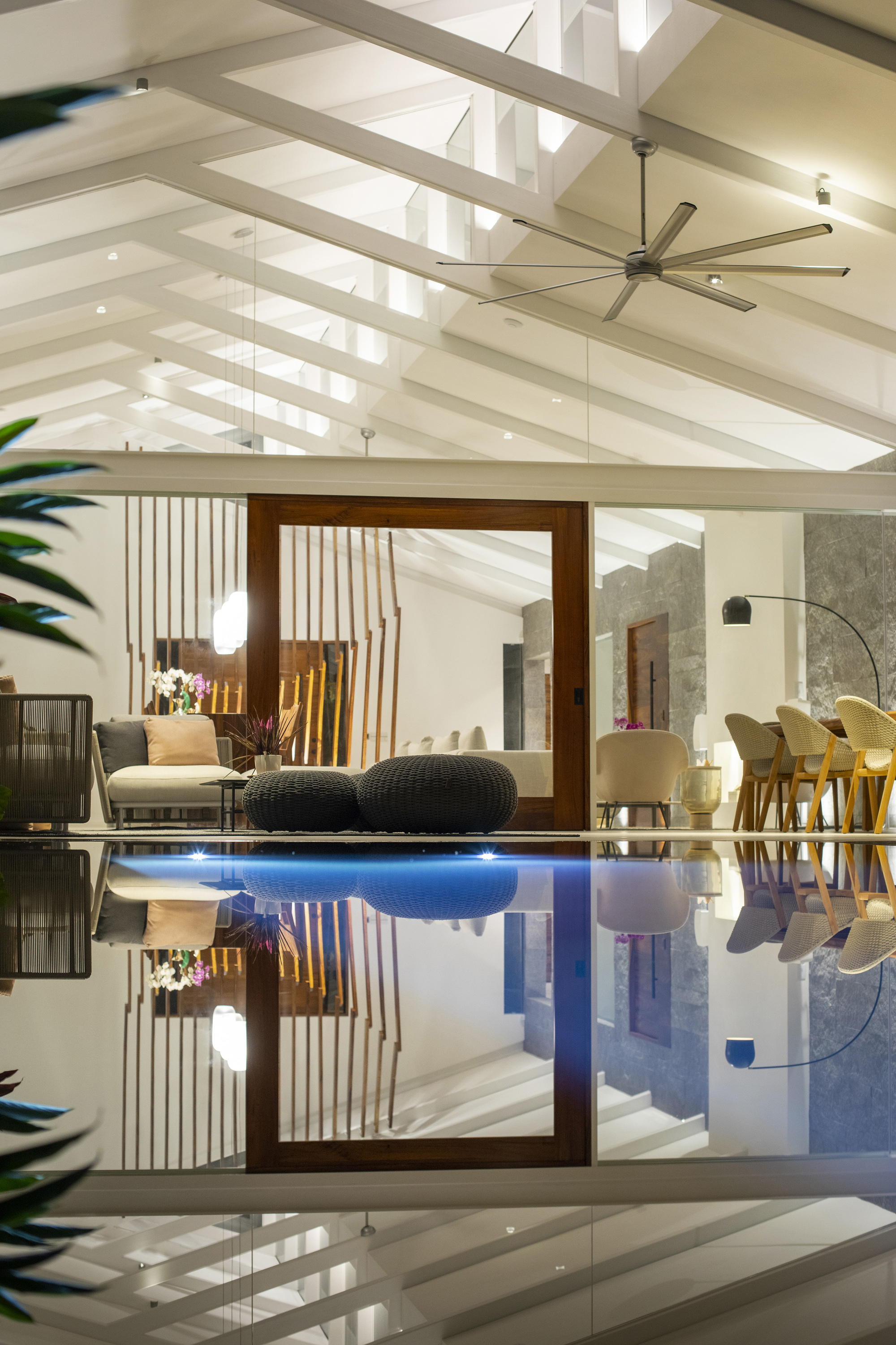 Gallery of Beach Barn / Inverse Project - 14