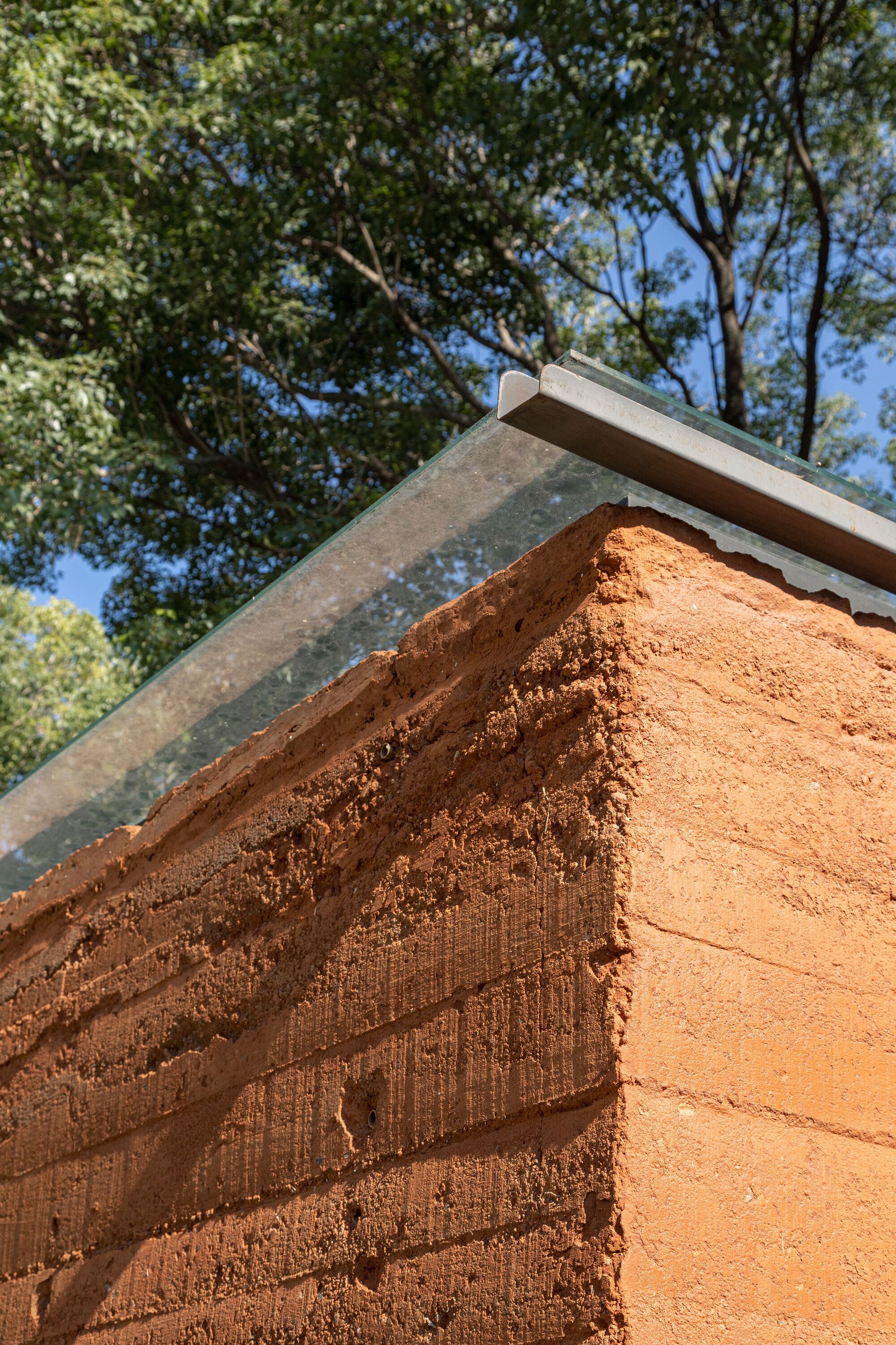 Gallery of Ceramics Workshop Liza Crea / - = + x - - 17