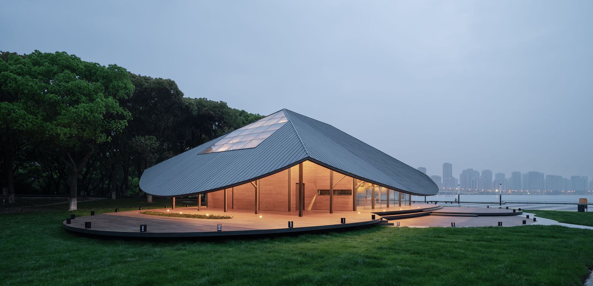 Galeria de Pavilhão Jinji Lake / Galaxy Arch - 12