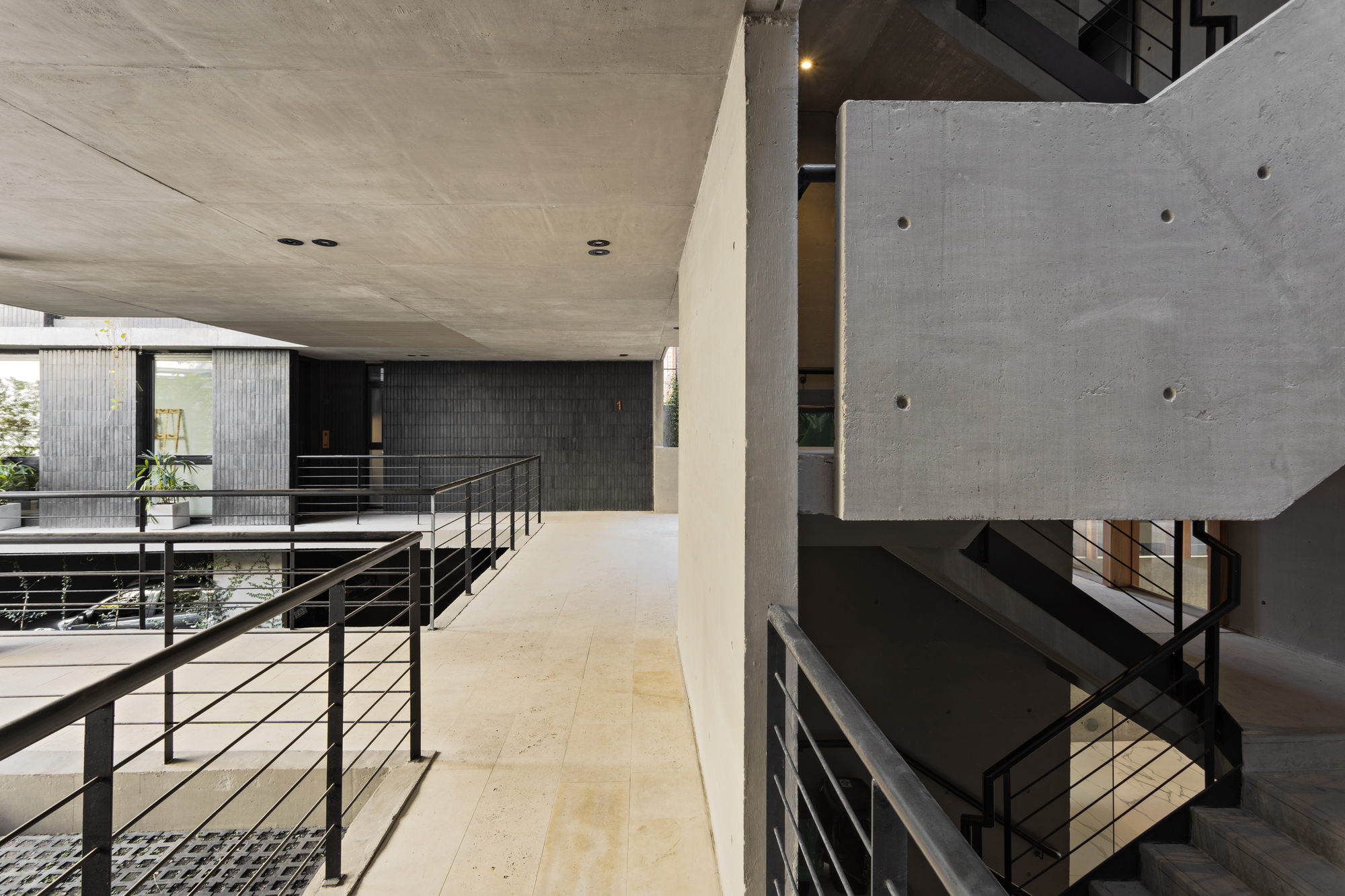 Galería de Edificio 11 de septiembre / del Puerto - Sardin + Barbara ...