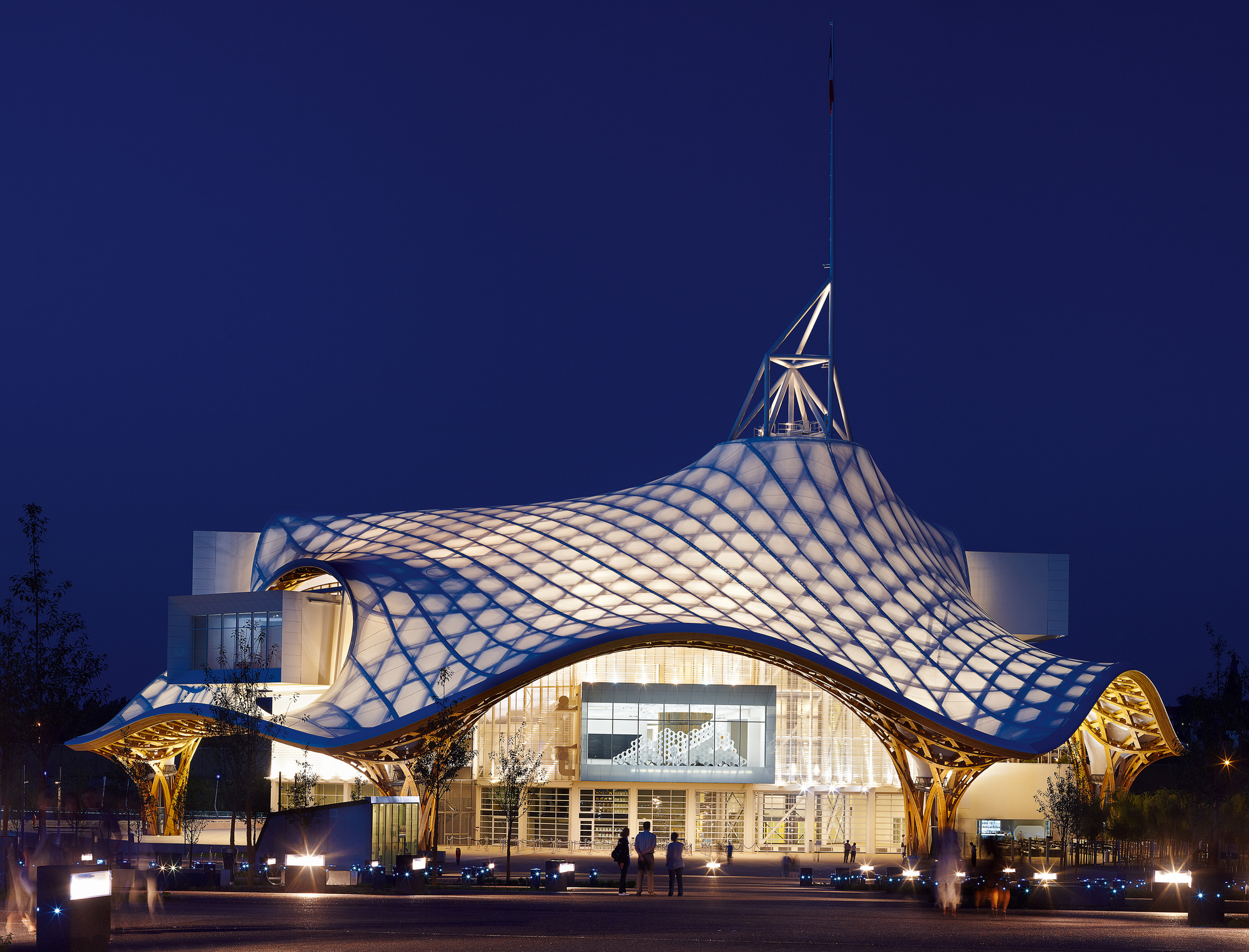 Gallery of From Paper Tube Shelters to Timber Innovations: Shigeru Ban ...