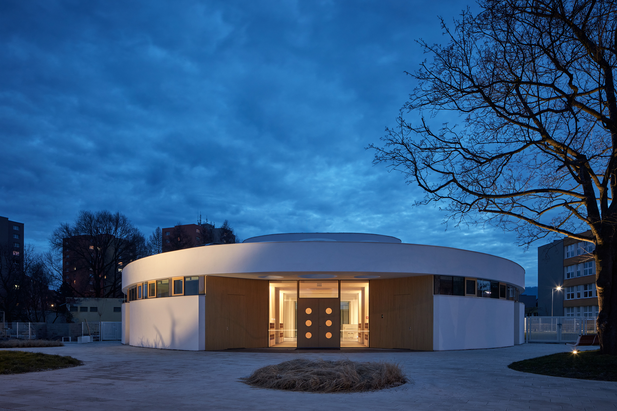 Gallery of Kindergarten GALAXIE eR Varnsdorf / RG architects studio - 6