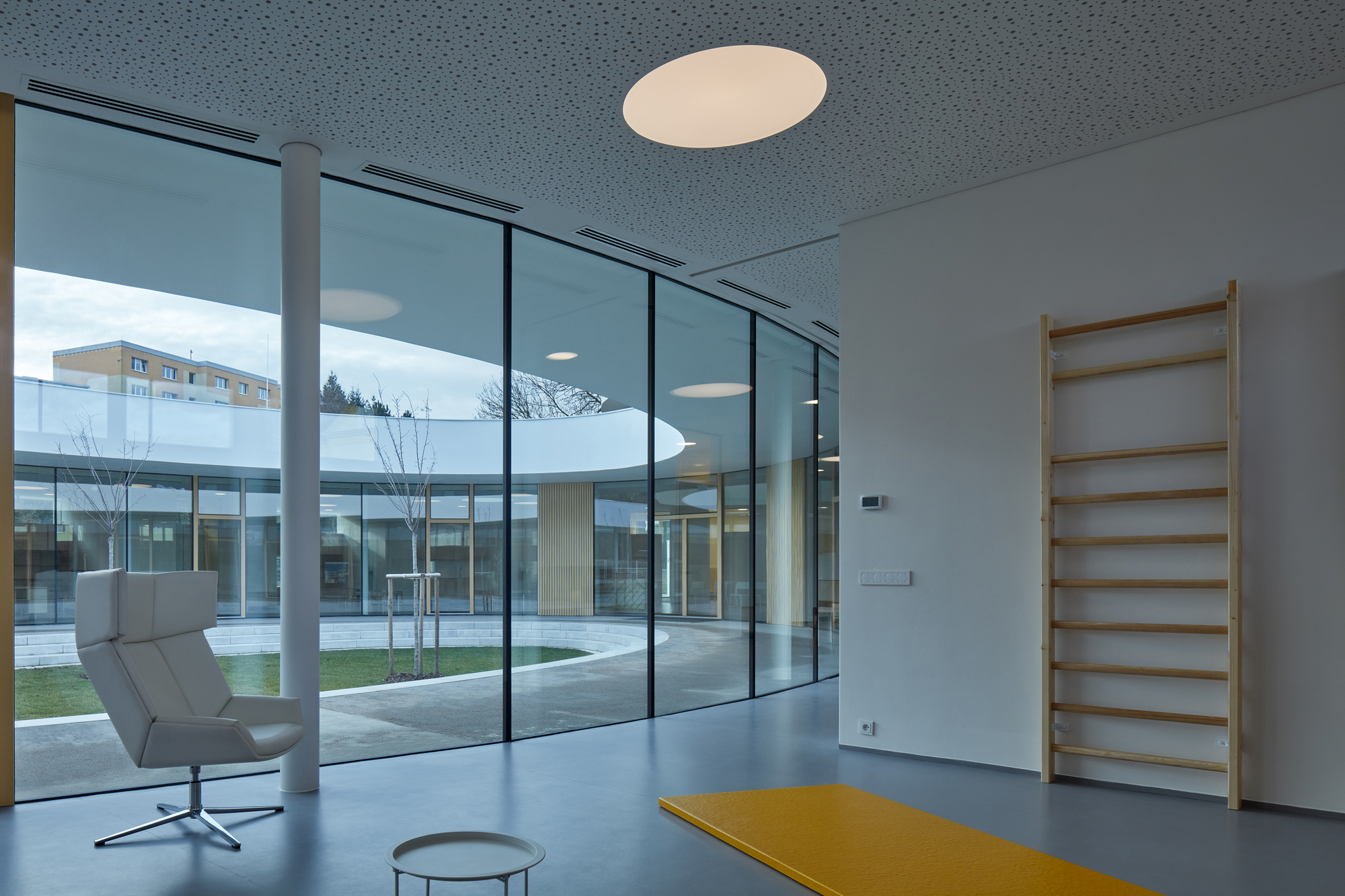 Gallery of Kindergarten GALAXIE eR Varnsdorf / RG architects studio - 15
