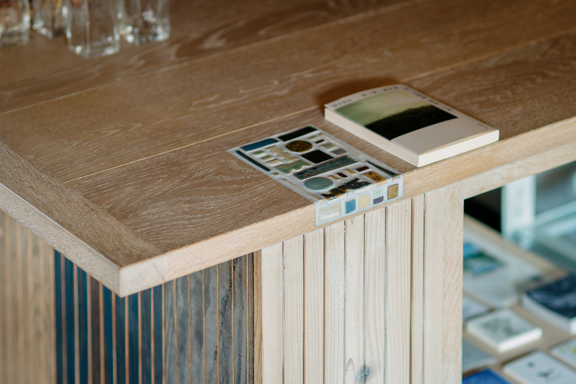 Gallery of TOGO BOOKS nomadik / Coil Kazuteru Matumura Architects - 15