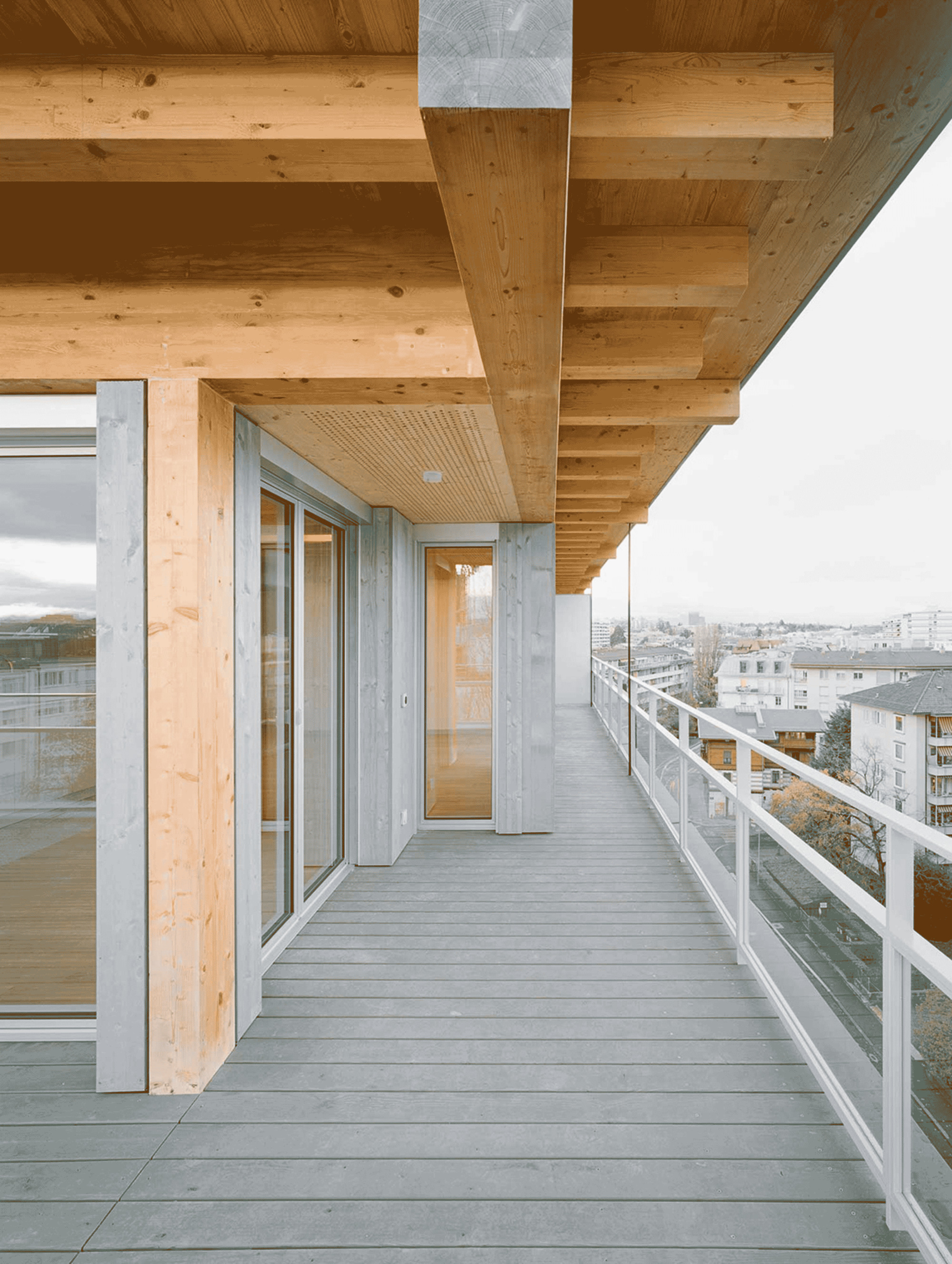 Gallery of Vertical Extension on Avenue Wendt / Lacroix Chessex - 4