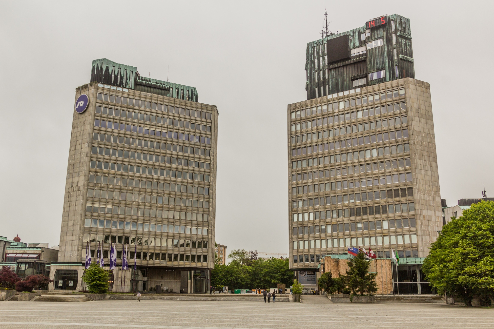 Gallery of AD Classics: Republic Square / Edvard Ravnikar - 9