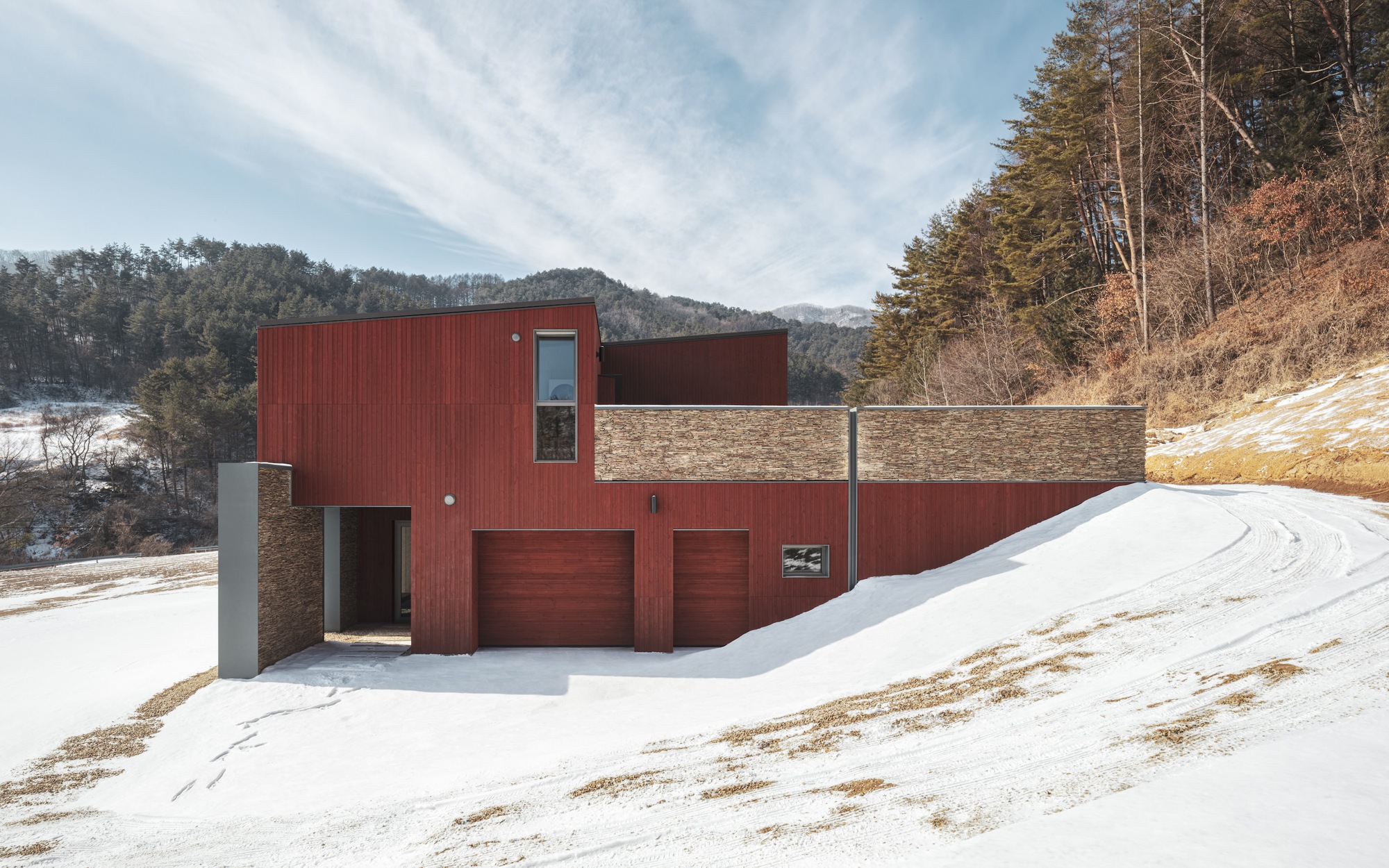 Gallery of n-retreat / one-aftr - 8