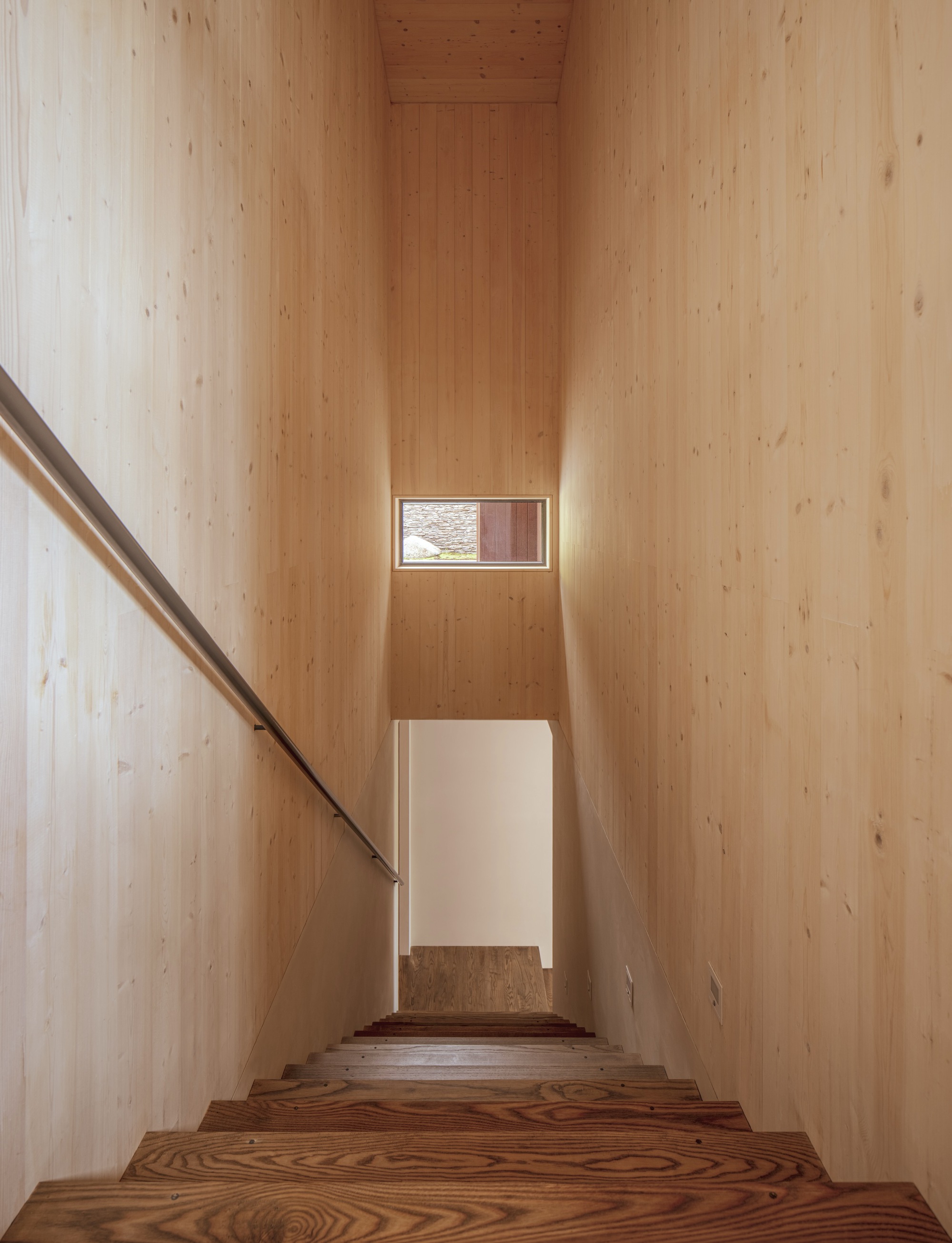 Gallery of n-retreat / one-aftr - 18