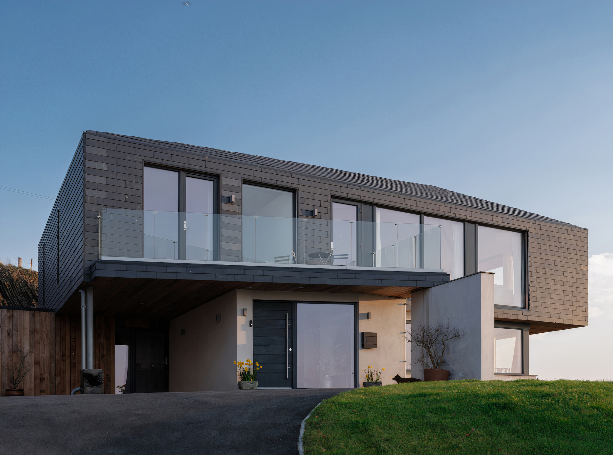 Gallery of 8 Projects Featuring Sustainable, Contemporary Natural Slate ...
