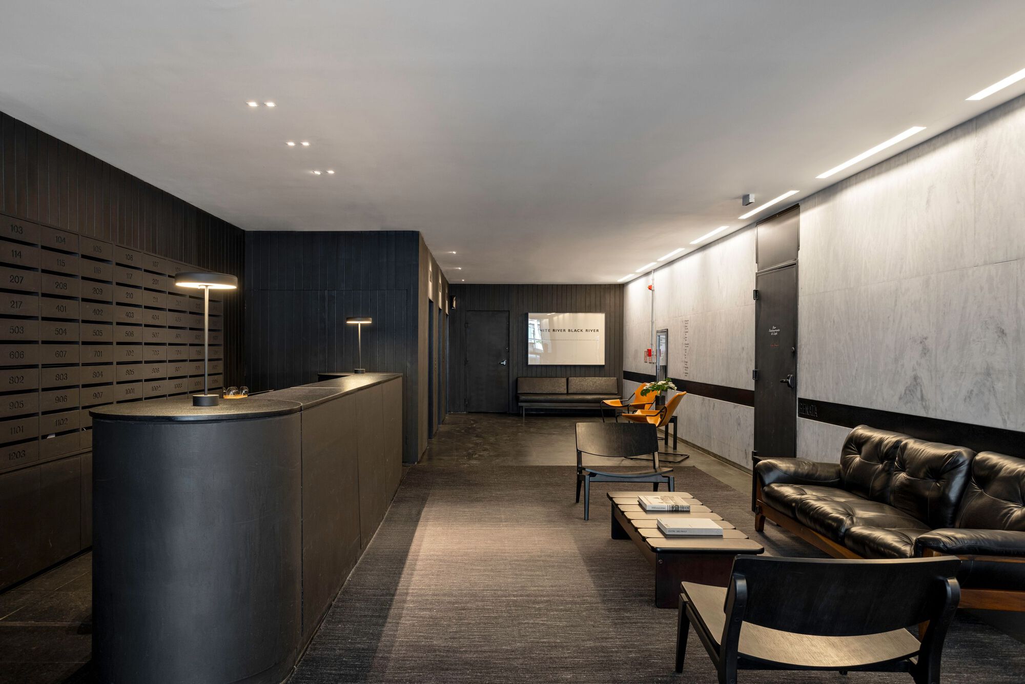 Gallery of Renata Building / Metro Arquitetos - 26