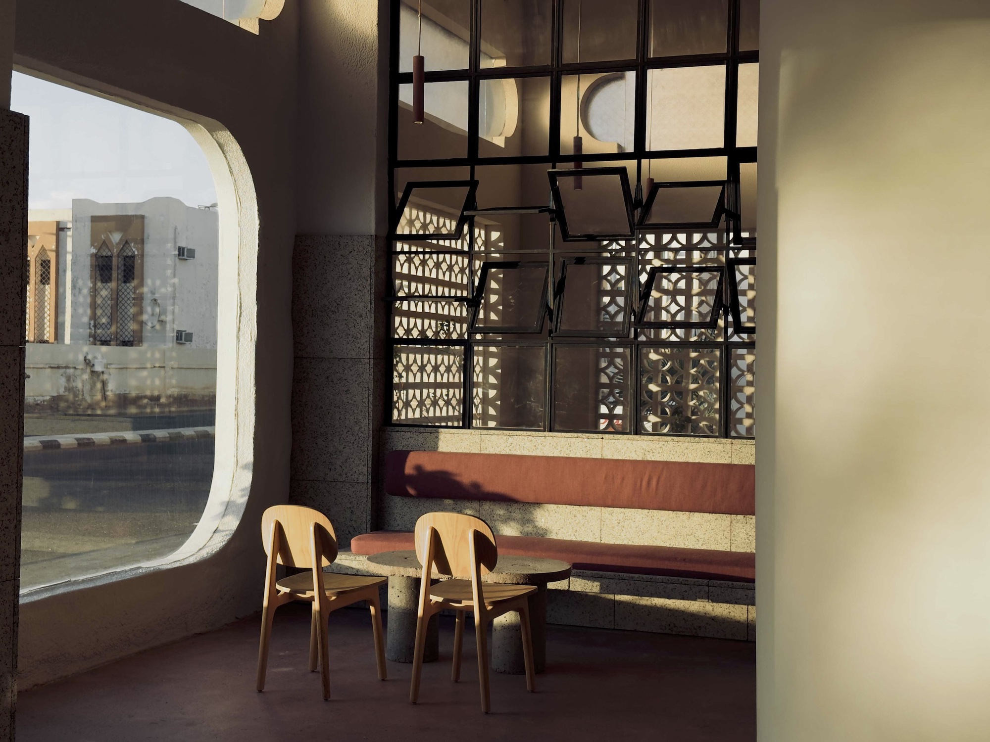 Gallery of Camel Step Coffee Roasters Shop / Faris Alosaimi - 15