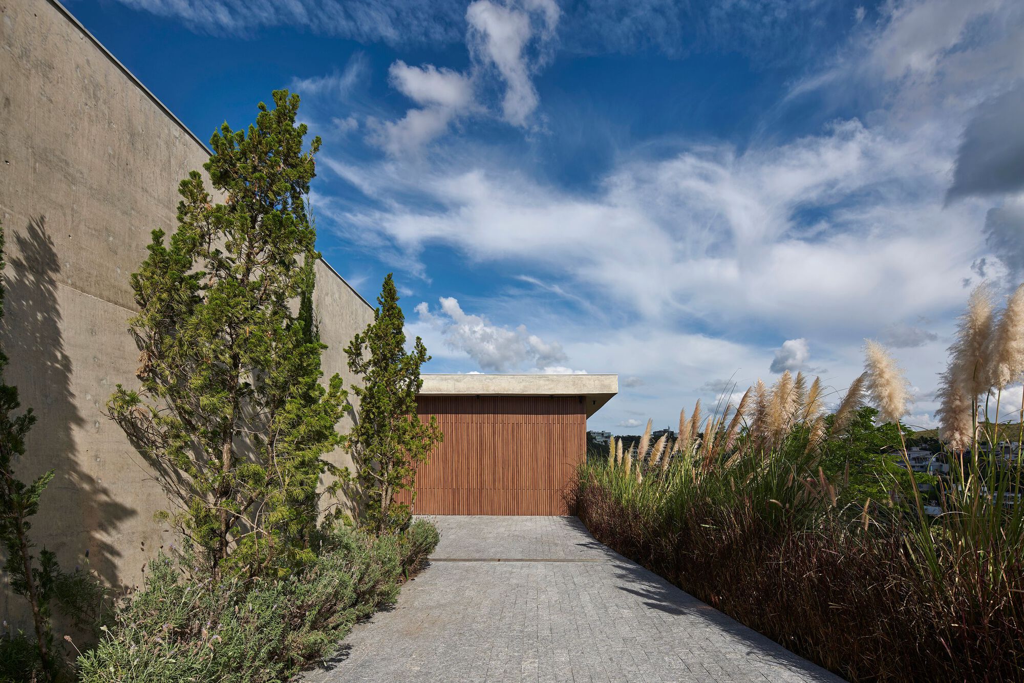 Galeria de Casa TR / Leonardo Rotsen Arquitetura - 7