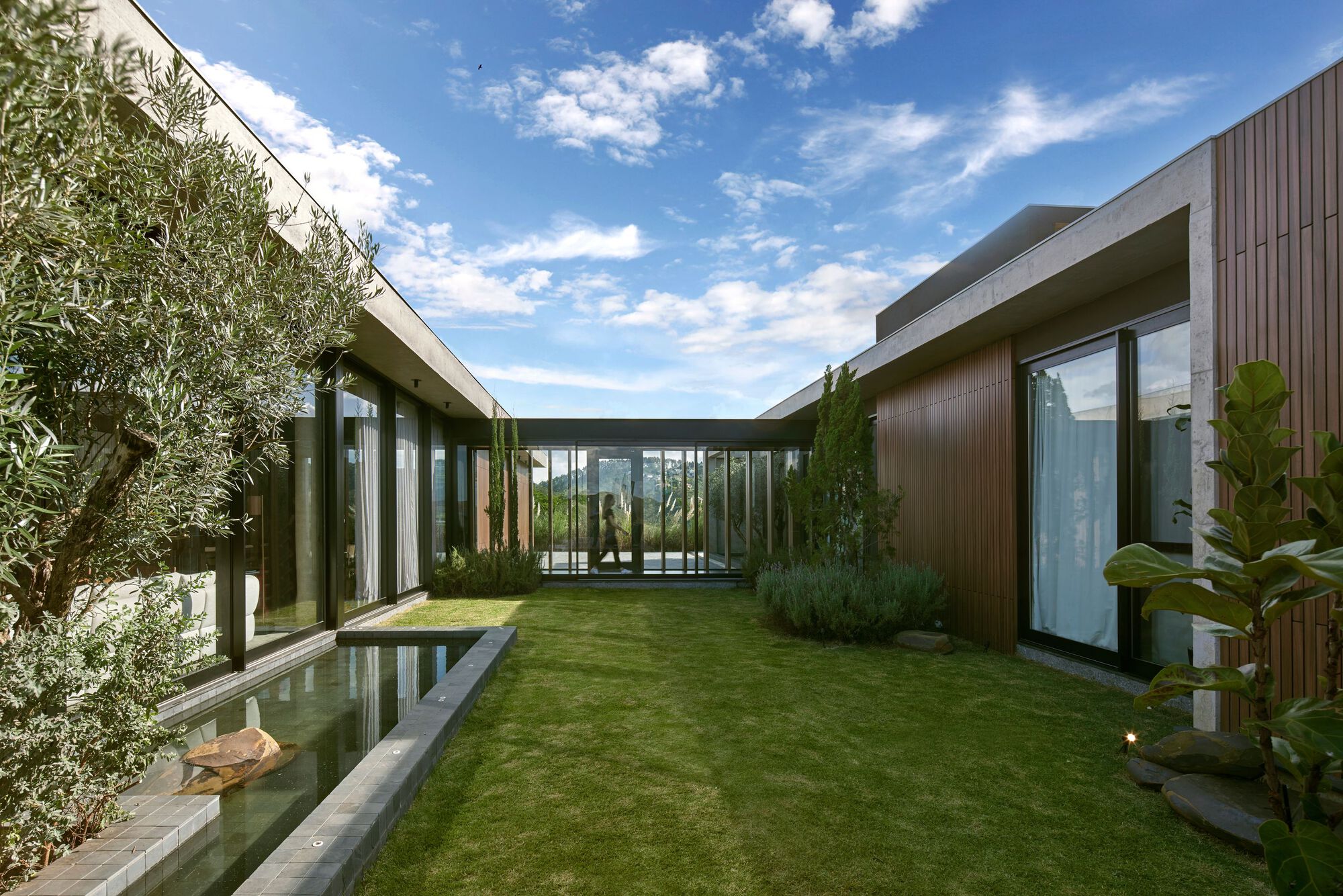 Galeria de Casa TR / Leonardo Rotsen Arquitetura - 18