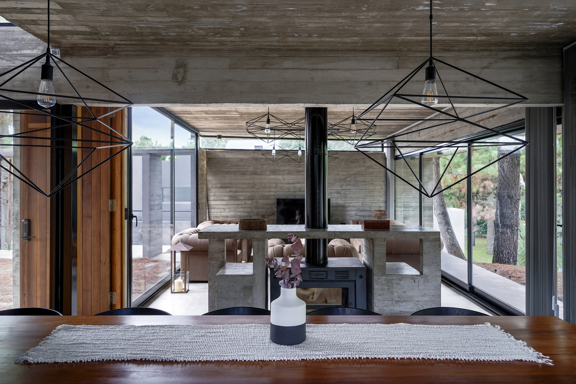 Gallery of Loma House / Besonias Almeida Arquitectos - 14