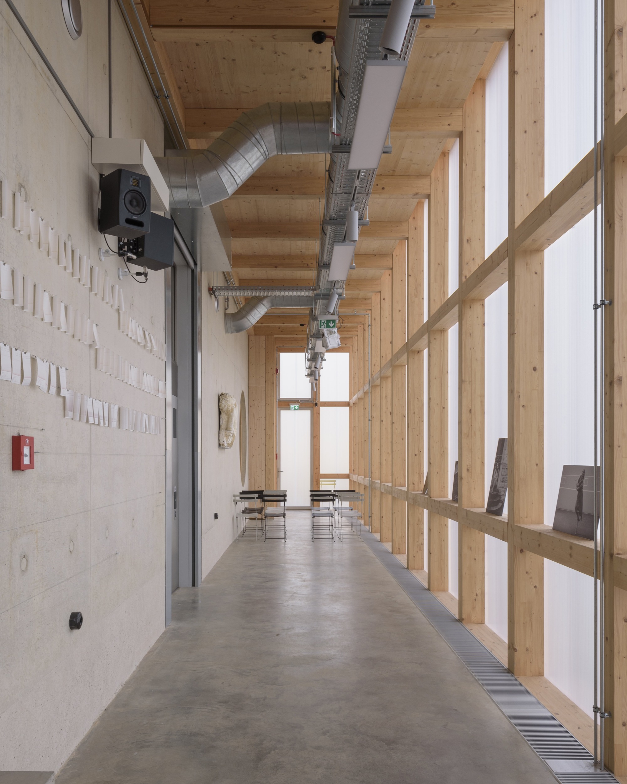 Gallery of Spektrum Immersive Arts and Tourism Center / 2001 TBSI - 10