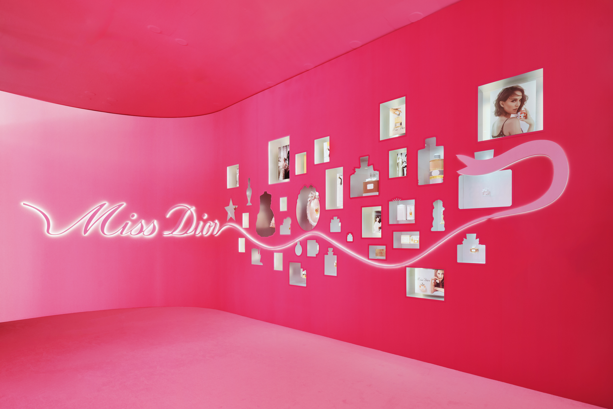 Gallery of OMA/Shohei Shigematsu Designs Ethereal Miss Dior Exhibition ...