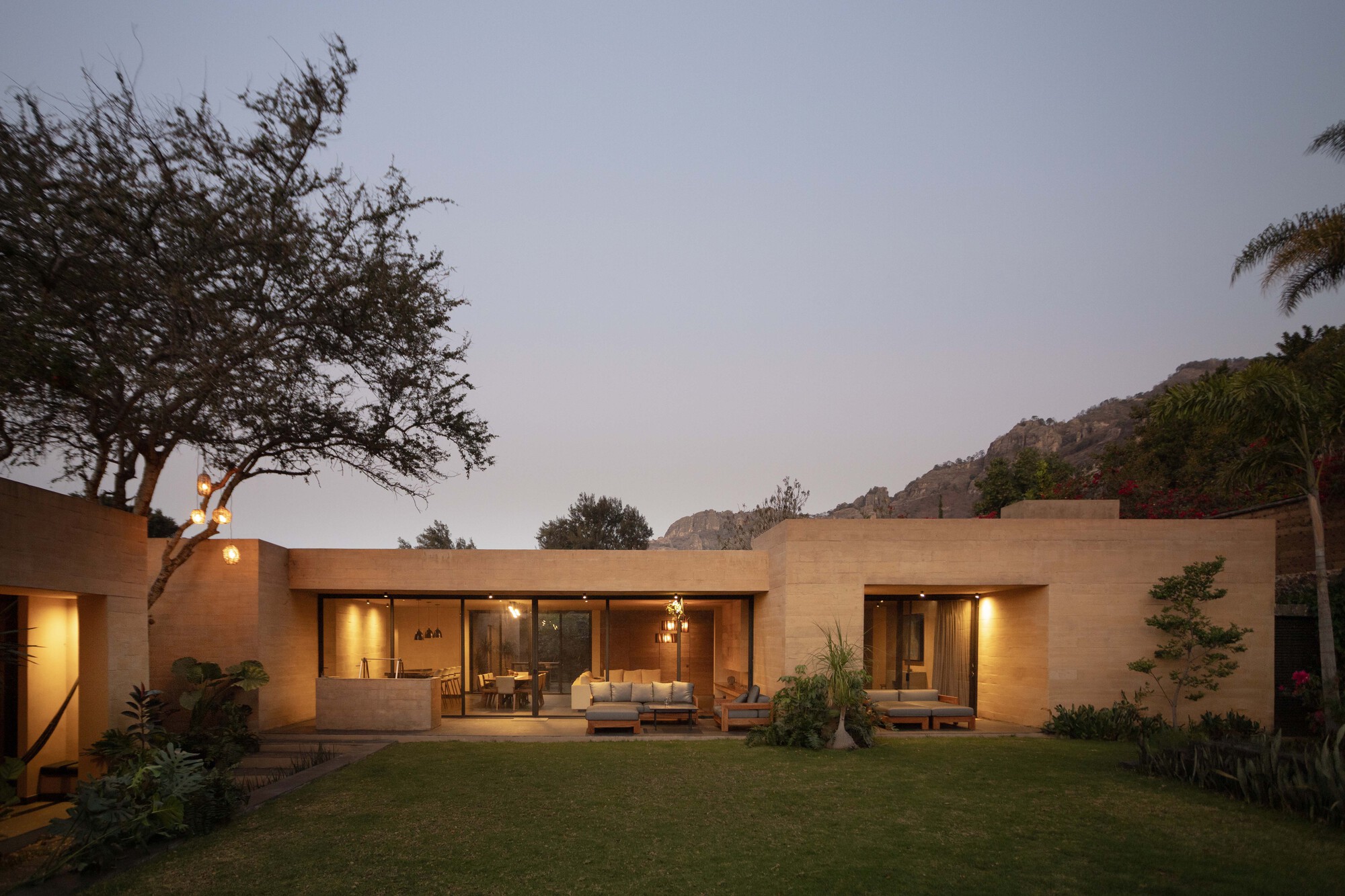 Gallery of LL House / RA! - 5