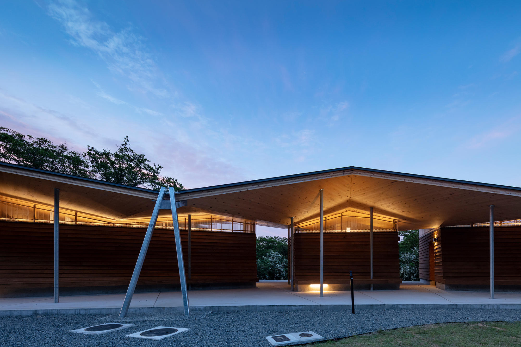 Gallery of The Rest Space at the Top of Mt.Rokko / ofa - 16