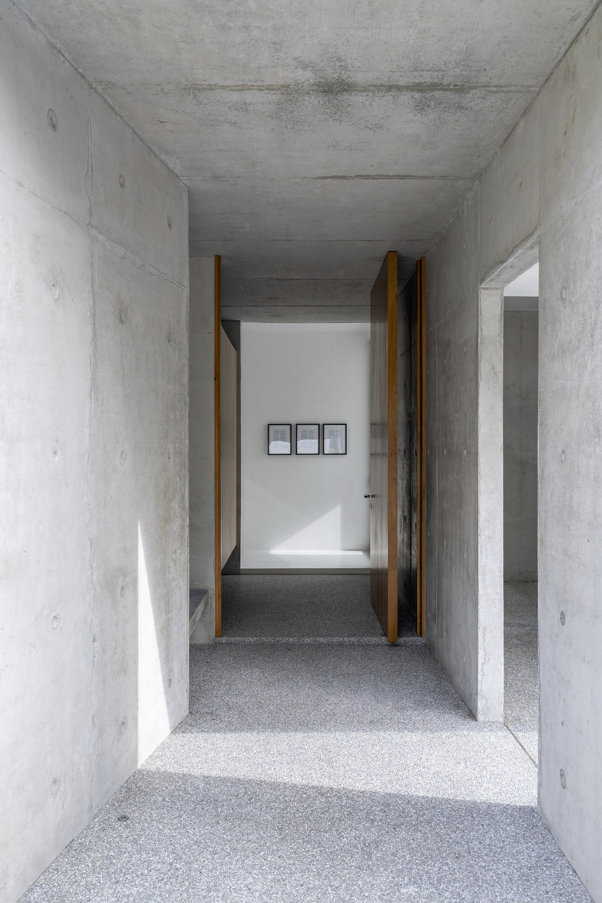 Gallery of Tessera House / Fabian Tan Architect - 19