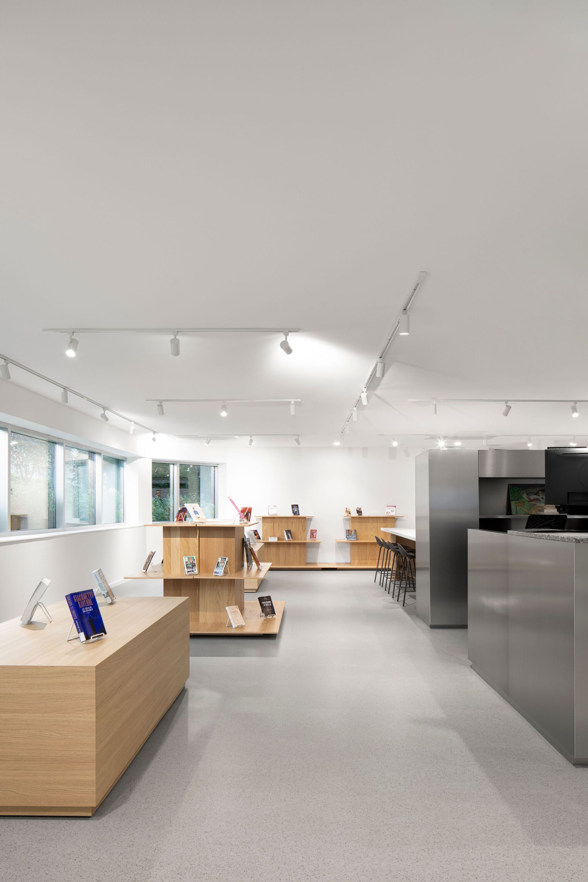 Gallery of T-A-St-Germain Library / ACDF Architecture - 14